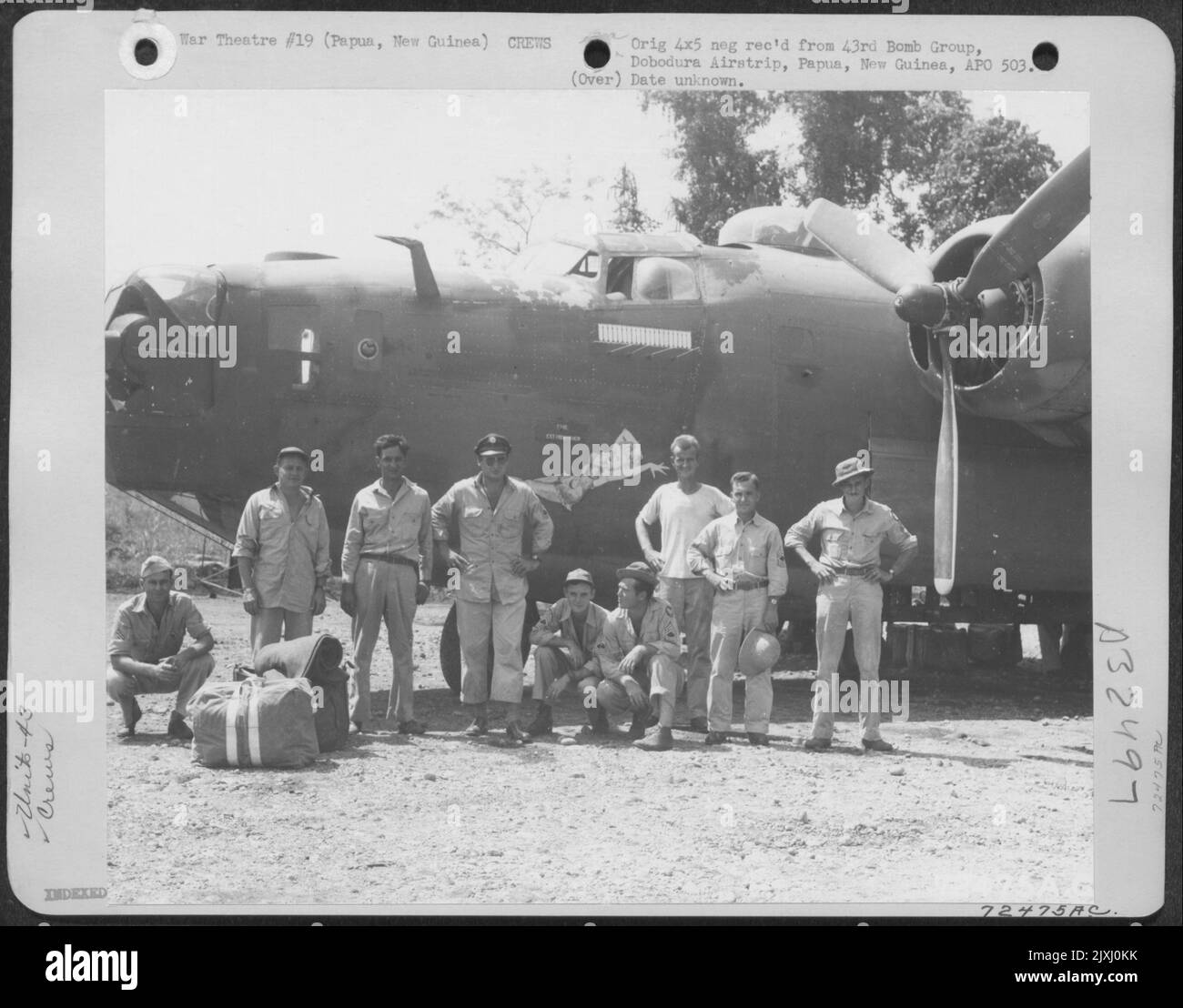 B 24 liberator crew Black and White Stock Photos & Images - Alamy