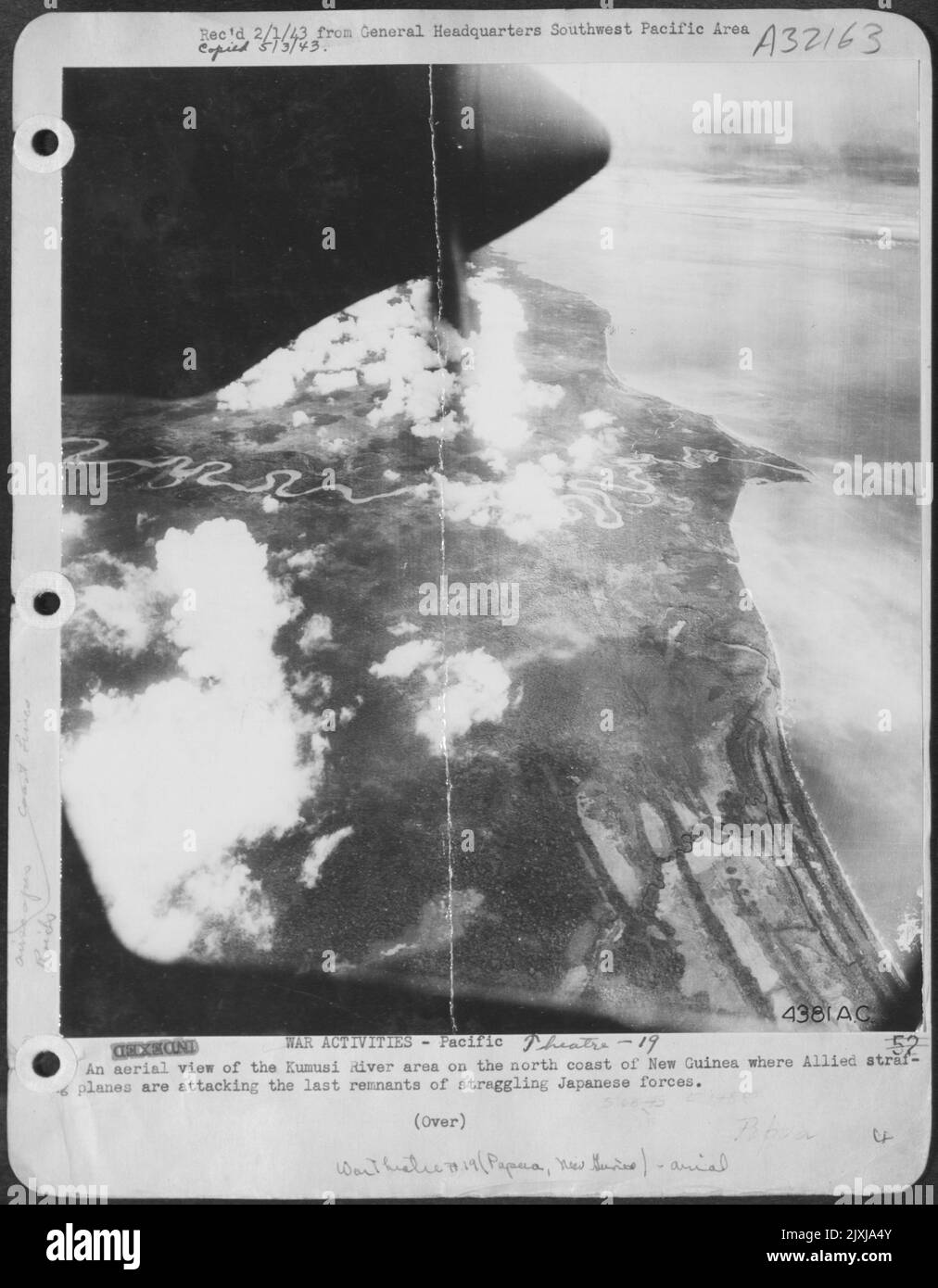 Newspapers air Black and White Stock Photos & Images - Alamy