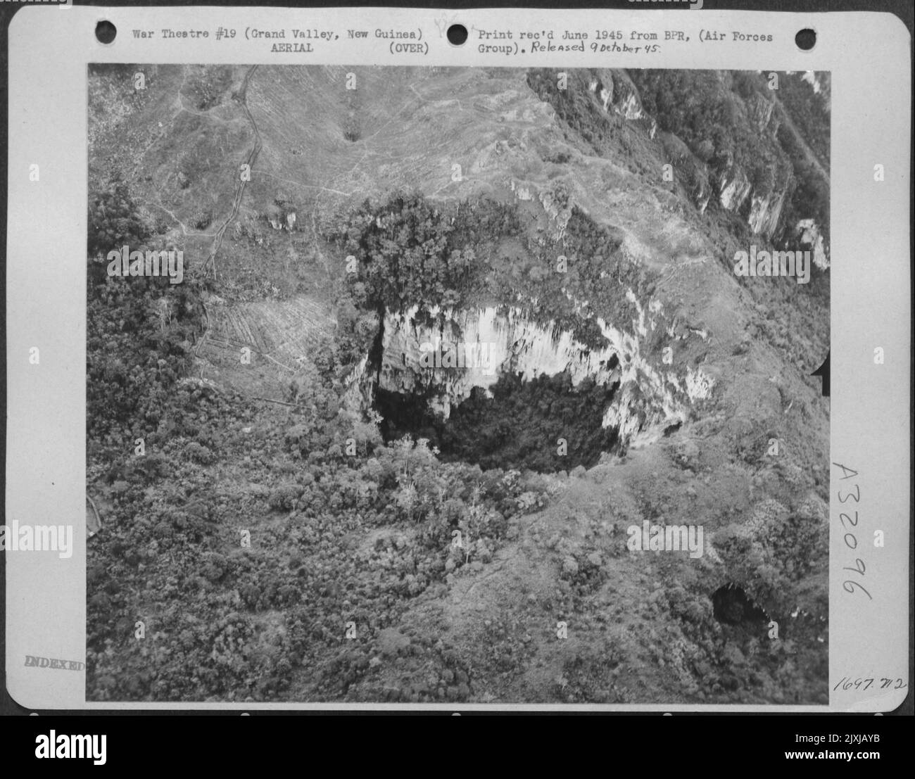 Grand Valley, (sometimes known as Shangri-La) of the Balim River, New ...