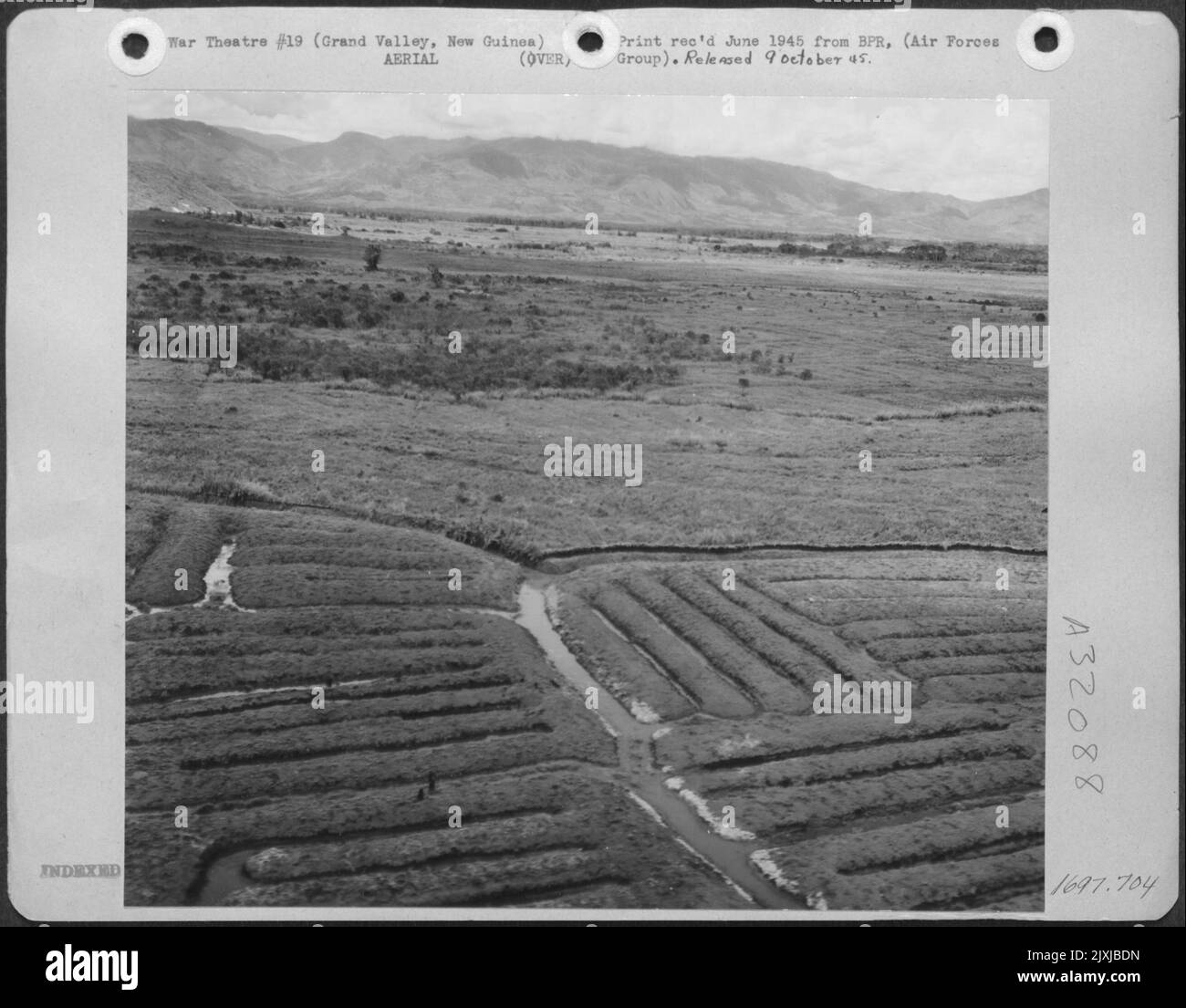 Grand Valley, (sometimes known as Shangri-La) of the Balim River, New ...