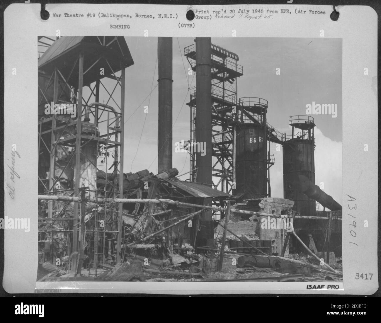 Petroleum cracking plant Black and White Stock Photos & Images - Alamy