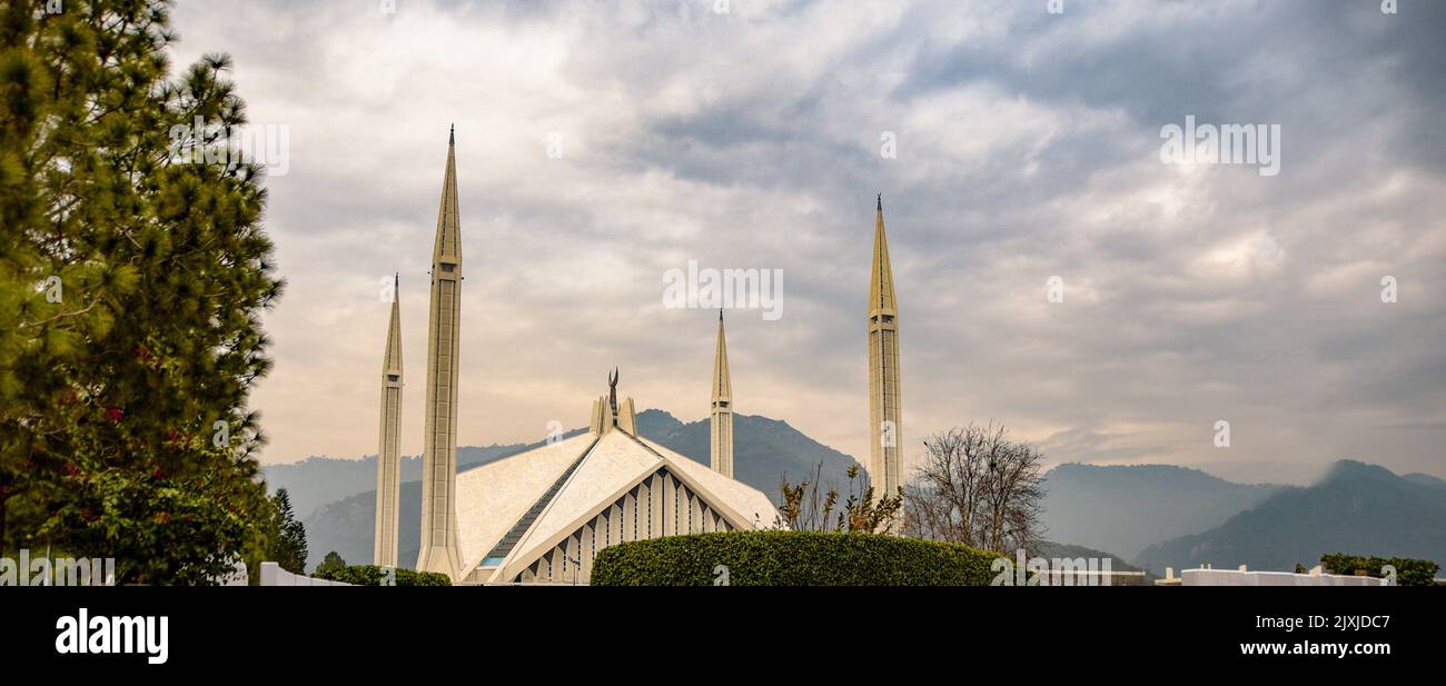 Faisal Mosque in Islamabad, Pakistan. It is located on the foothills of ...