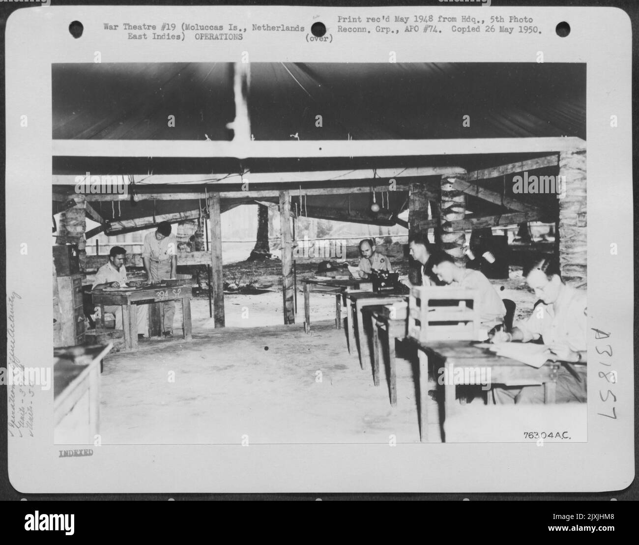 Members of the 394th Bomb Squadron, 5th Bomb Group "Bomber Barons ...
