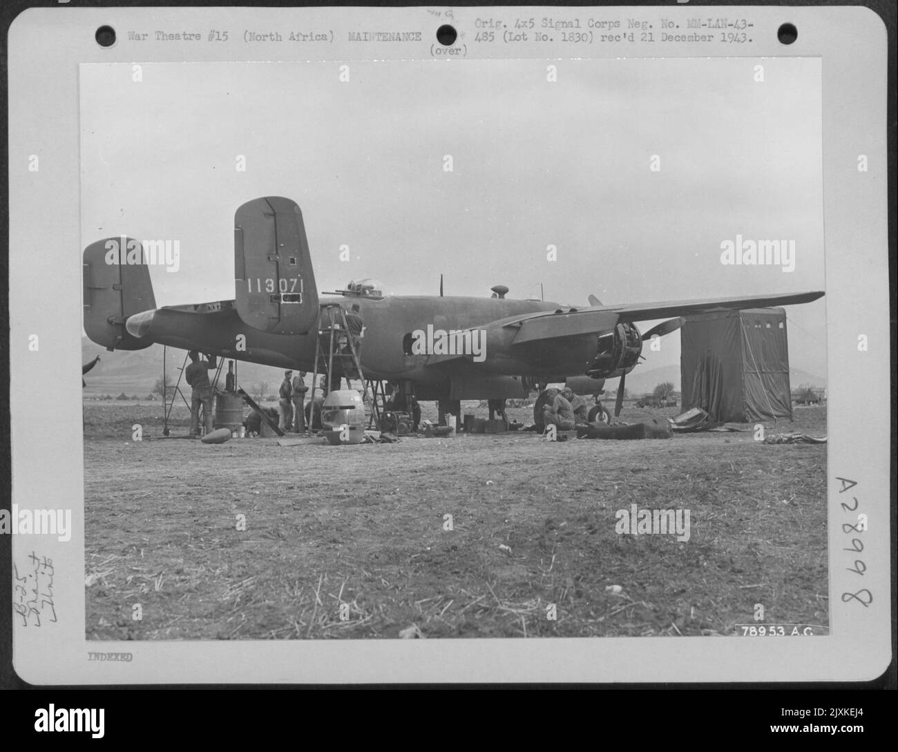 Combat service hi-res stock photography and images - Alamy