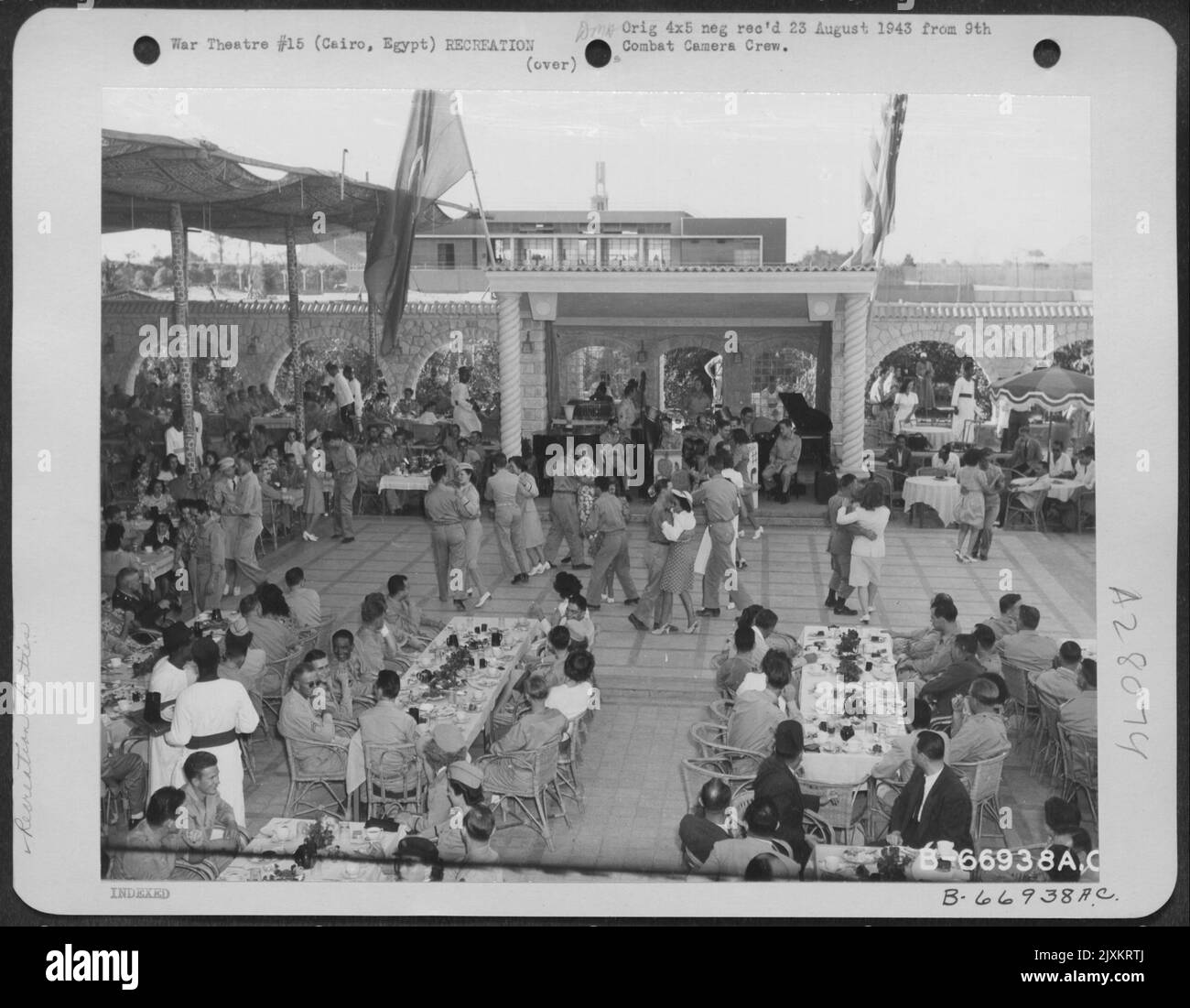 The terrace of the "Auberge des Pyramids" Club located on the Pyramids ...