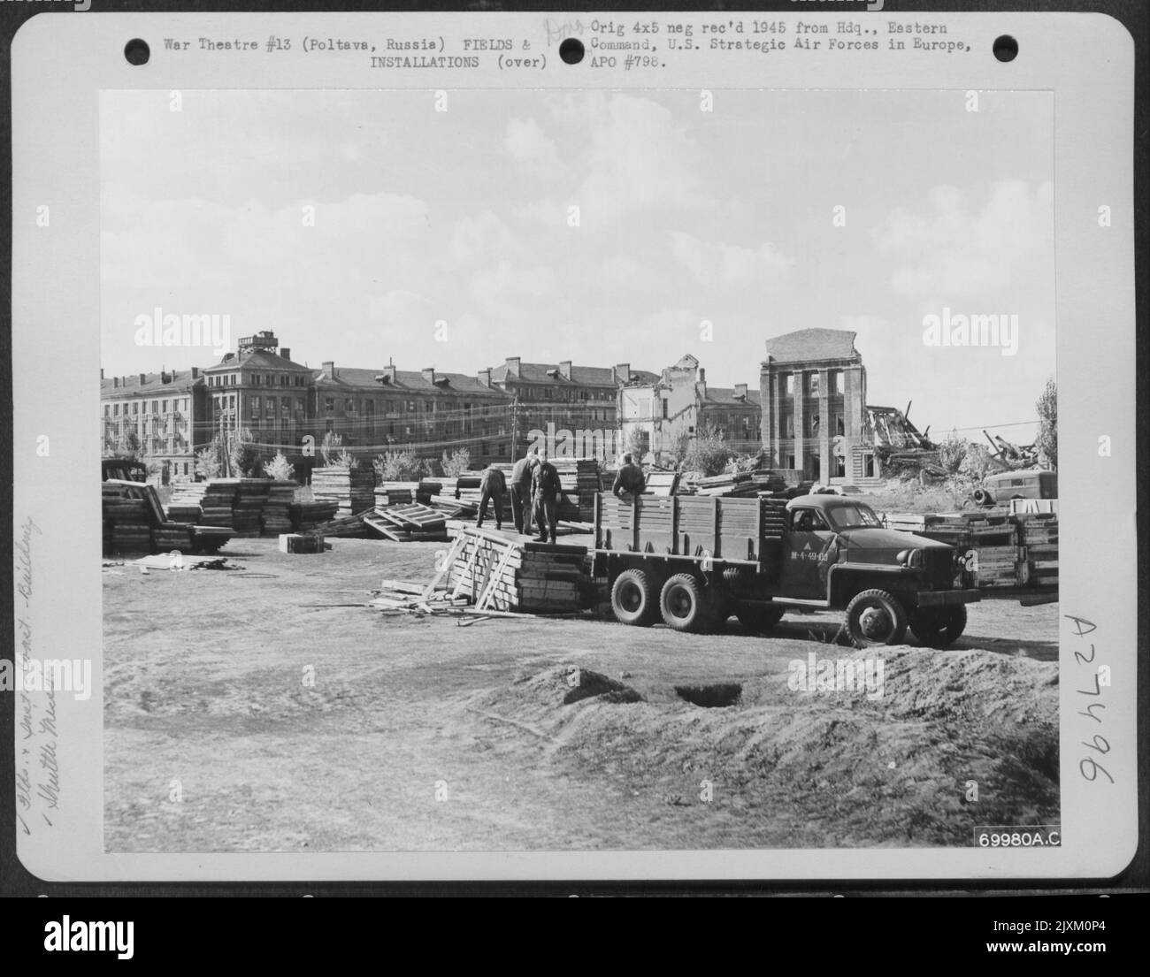 Construction Of Winter Quarters For Shuttle Mission Personnel At ...