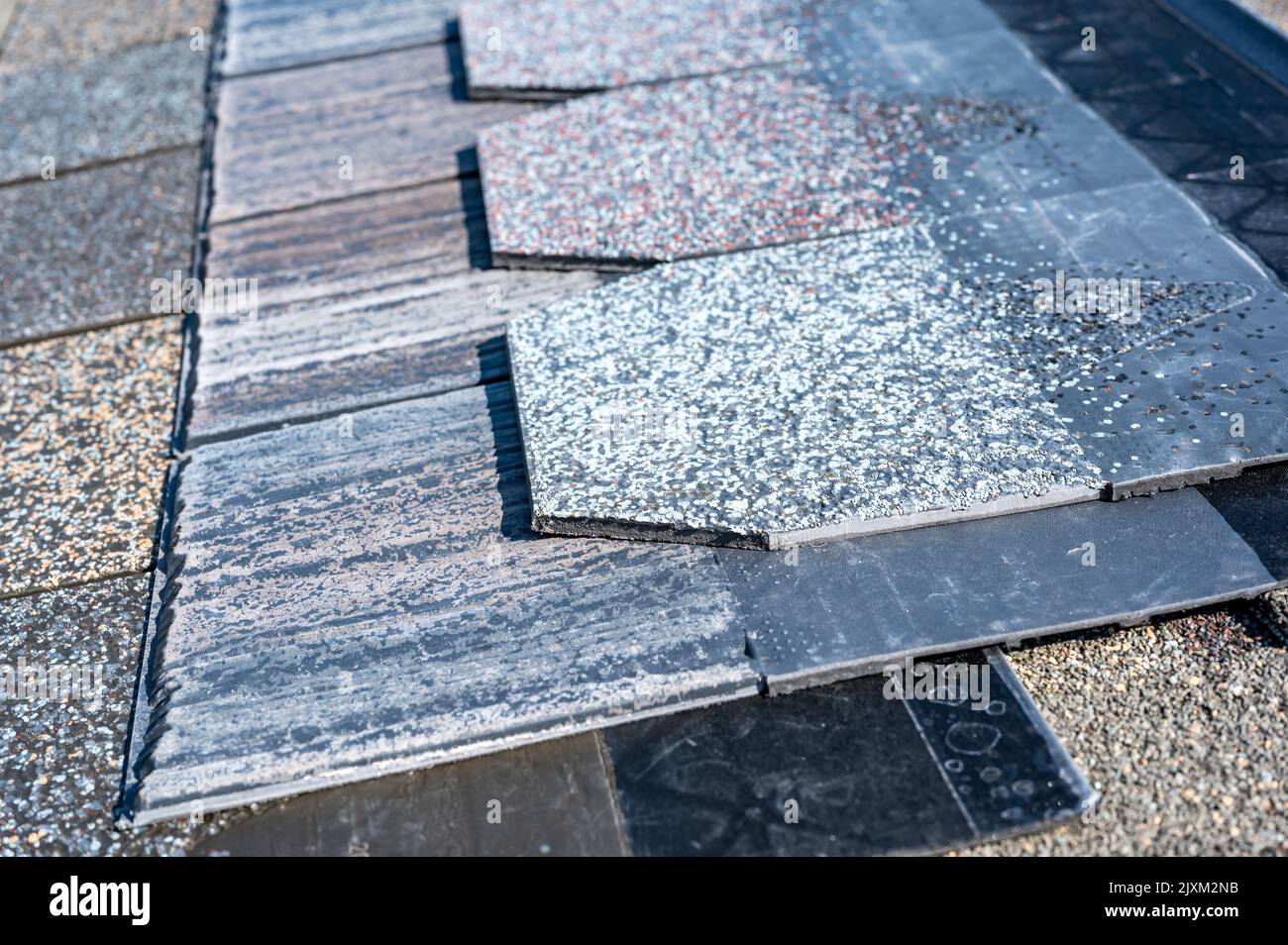 Shingle sample hi-res stock photography and images - Alamy