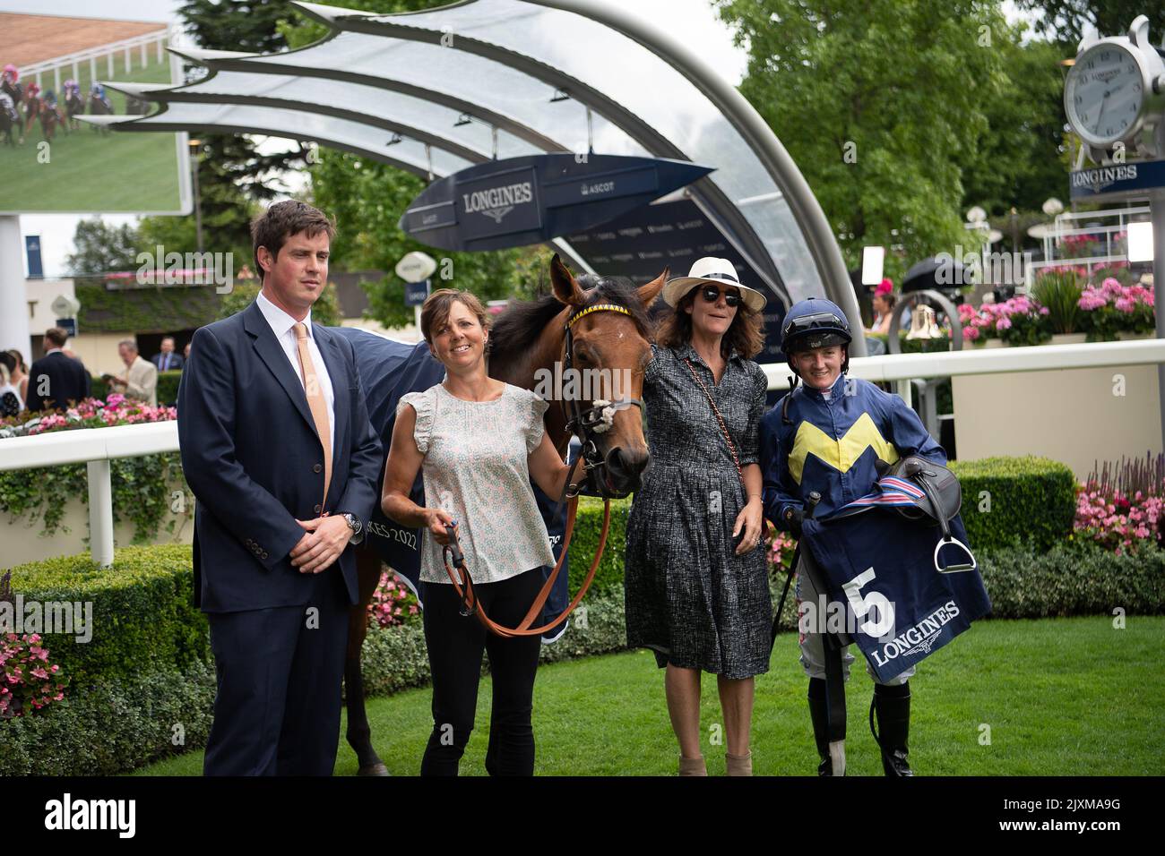 Emmy rothschild hi-res stock photography and images - Alamy