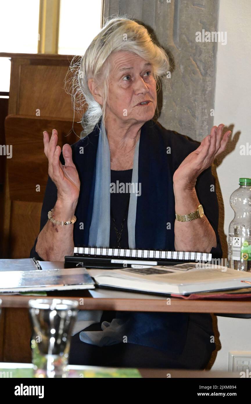Waltraud Simon bei der Pressekonferenz zum 33. Schlesischen Musikfest ...