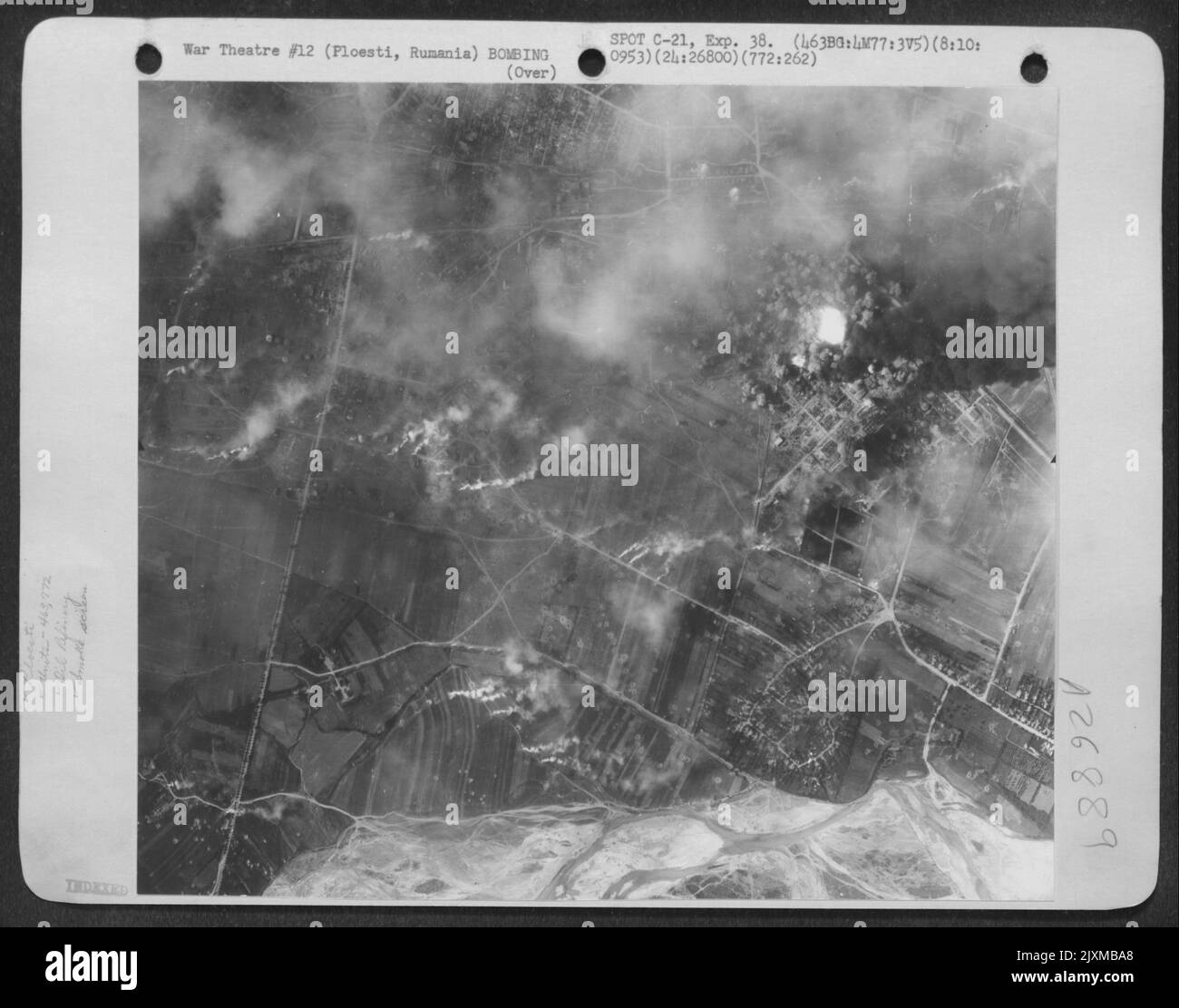 Oil refinery explosions Black and White Stock Photos & Images - Alamy