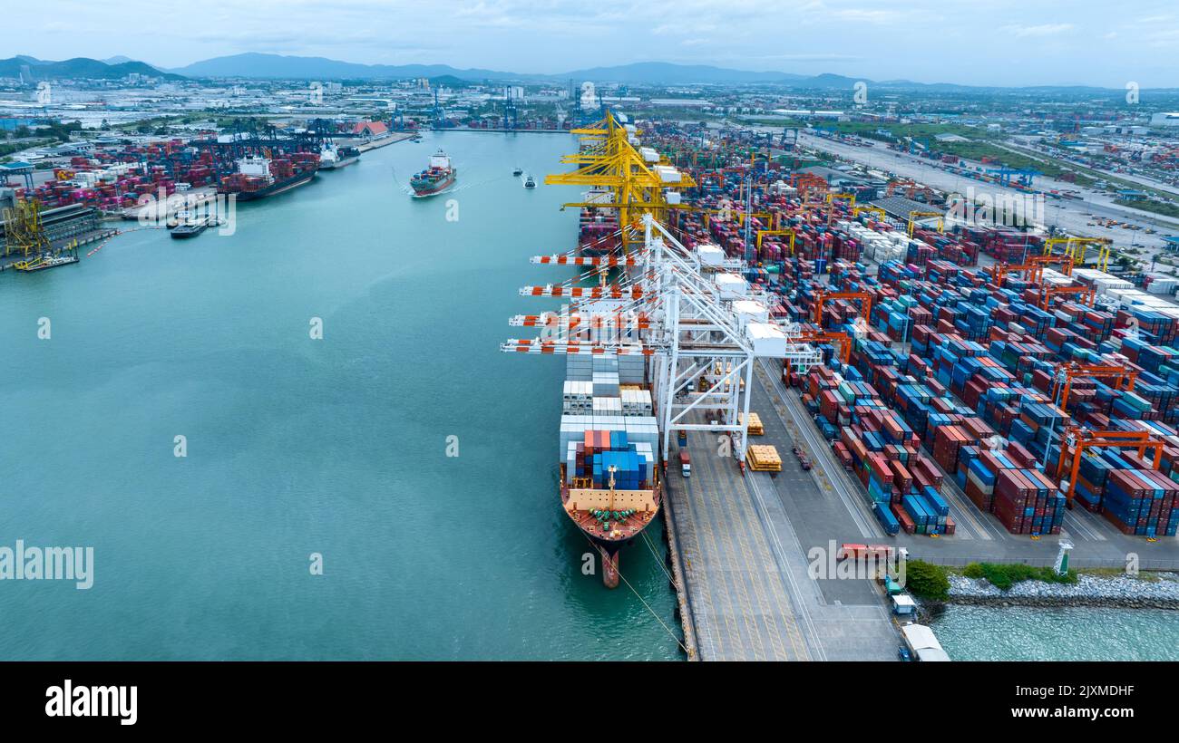 Shipyard Cargo Container Sea Port Freight forwarding service logistics ...