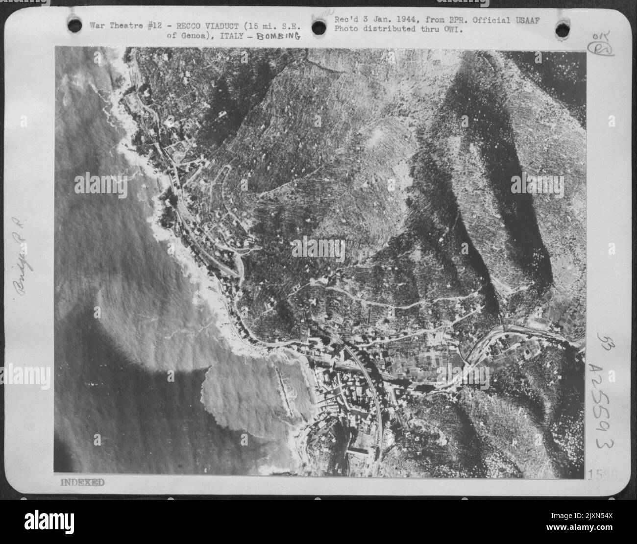 USAAF Flying Fortresses of the 15th Air Force attacked the important ...