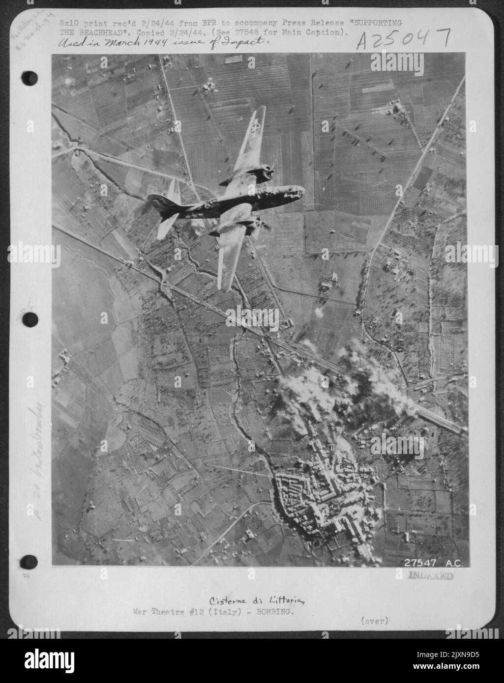 Hits the target Black and White Stock Photos & Images - Alamy