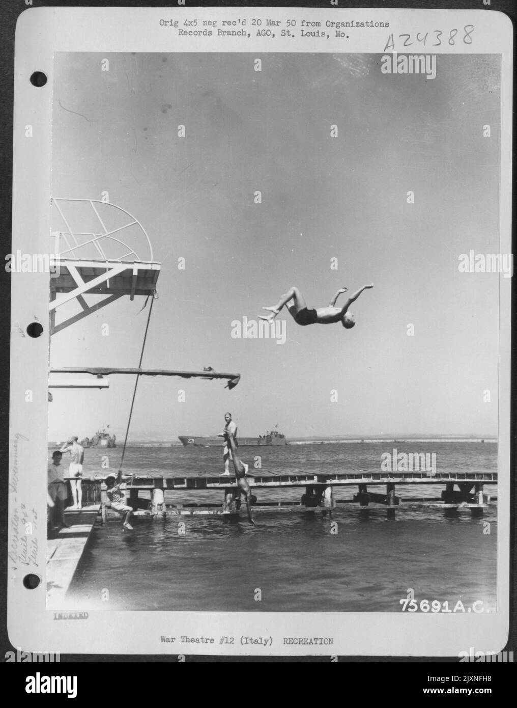 Italian leisure Black and White Stock Photos & Images - Alamy