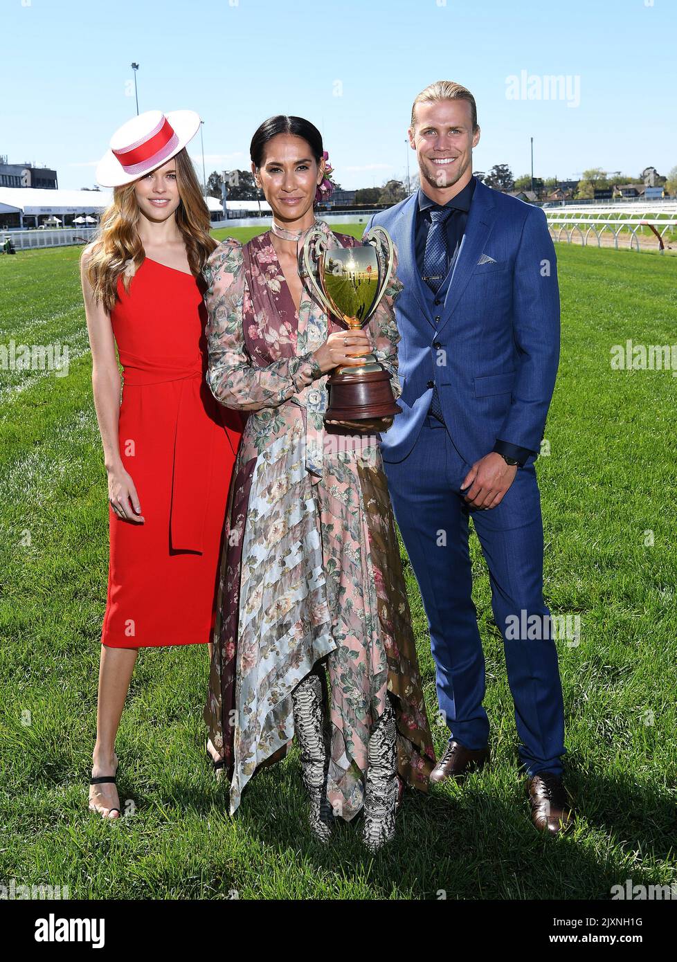 L-R) David Jones Ambassador Victoria Lee, Caulfield Cup Ambassador ...