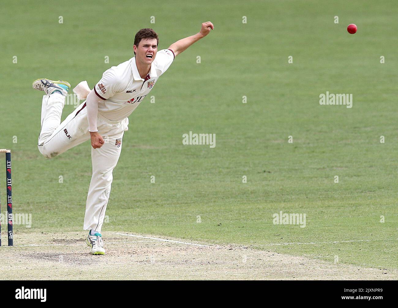 Mitch Swepson of the Bulls bowls the ball during day three of the JLT ...