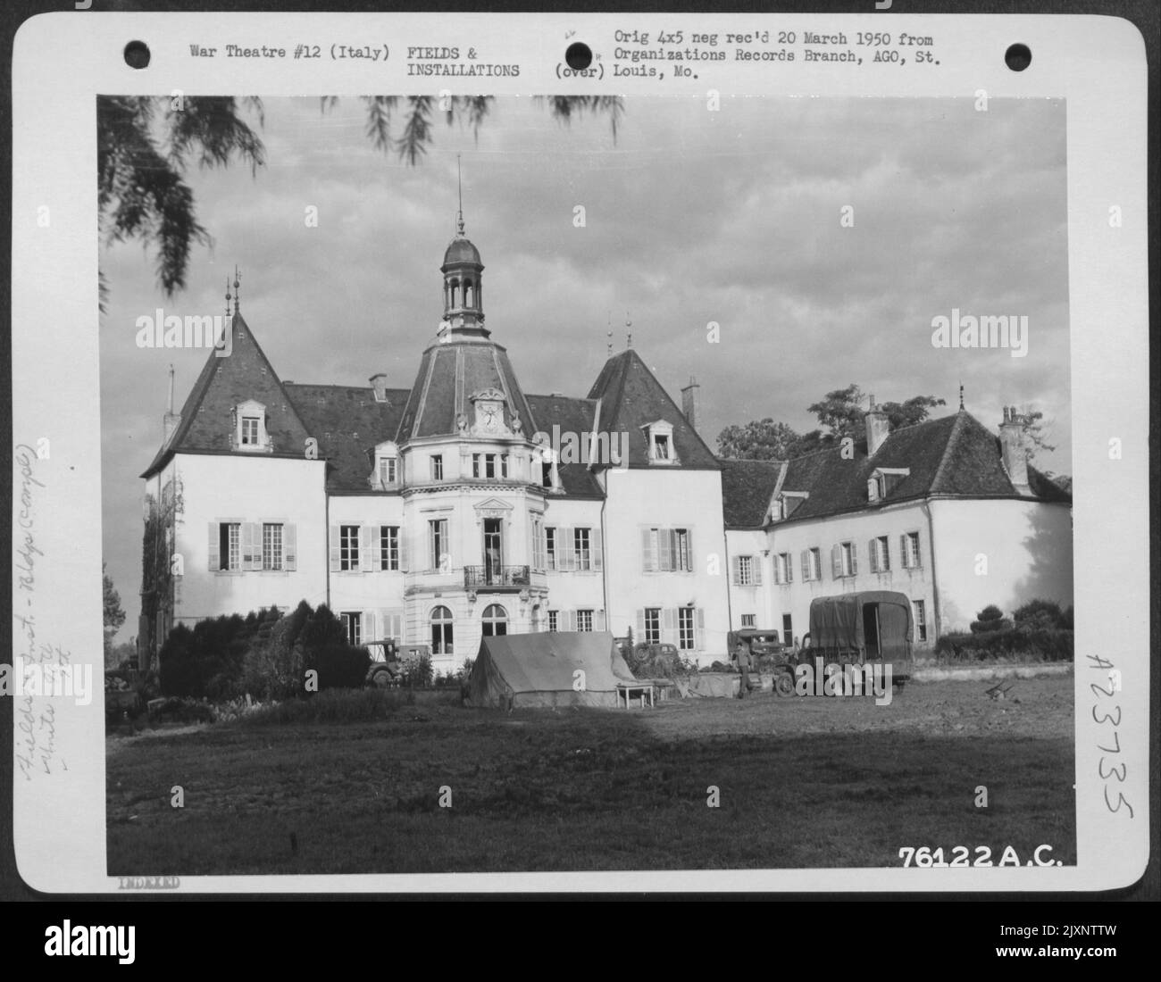 7Th Army Photographic Center At An Airbase Somewhere In Italy. 90Th ...