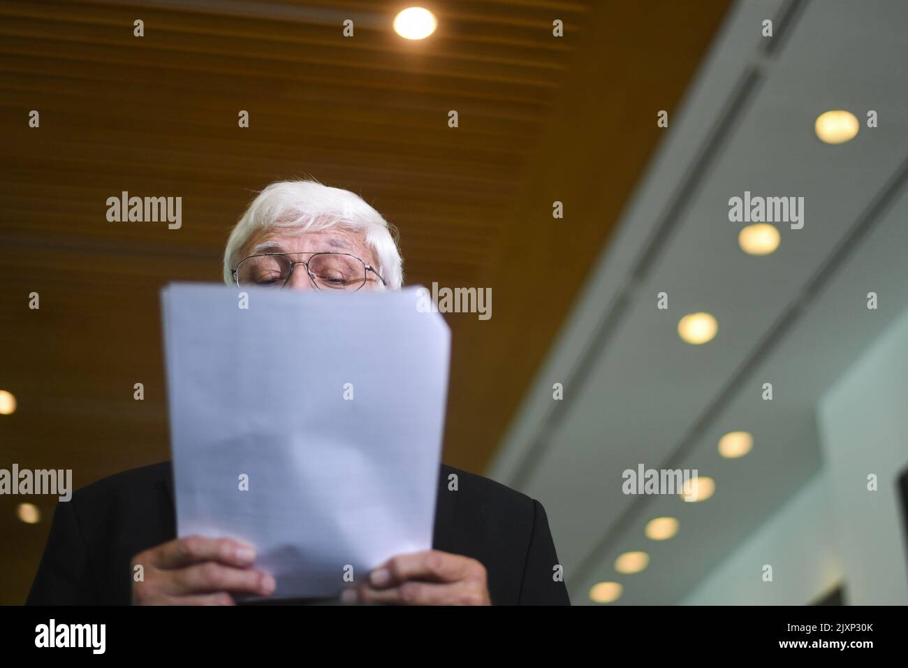 Katter'€™s Australian Party Member for Kennedy Bob Katter speaks to the ...