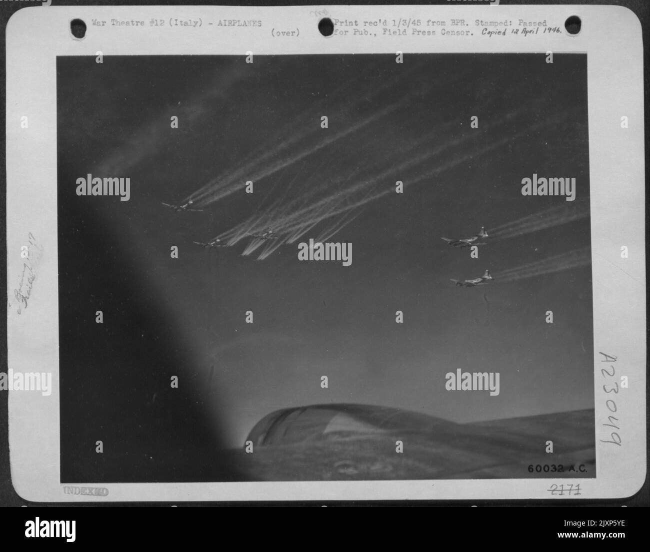 Boeing B-17 Flying Fortresses Of The 15Th Af Leave A Pattern Of Vapor ...