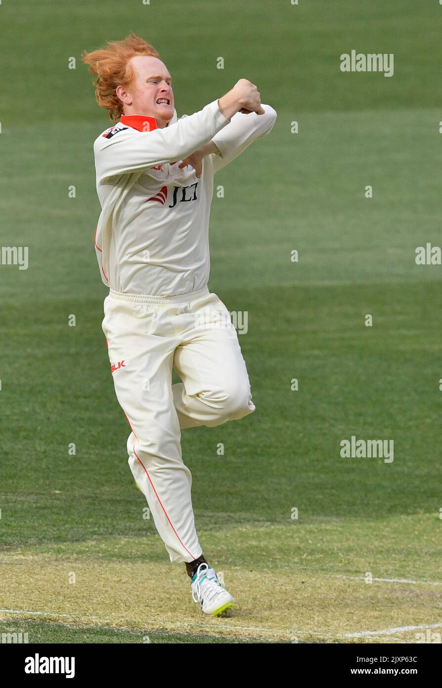Lloyd Pope of the Redbacks bowls during day three of the round two JLT ...