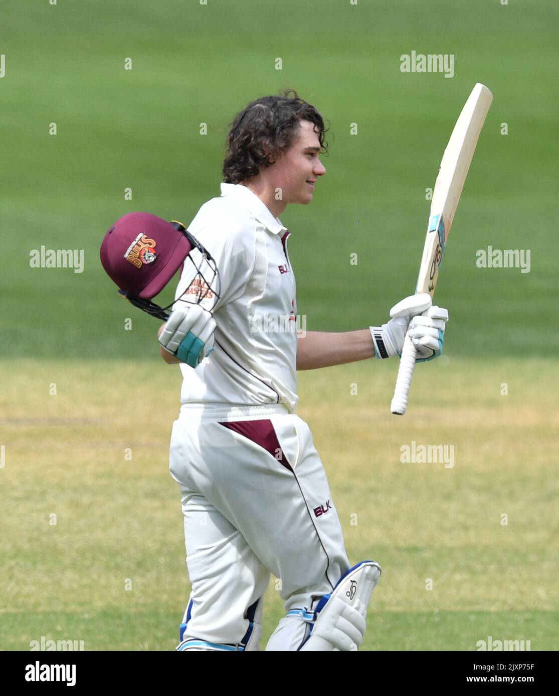 Sam Heazlett of the Bulls celebrates his 100 runs during day four of ...