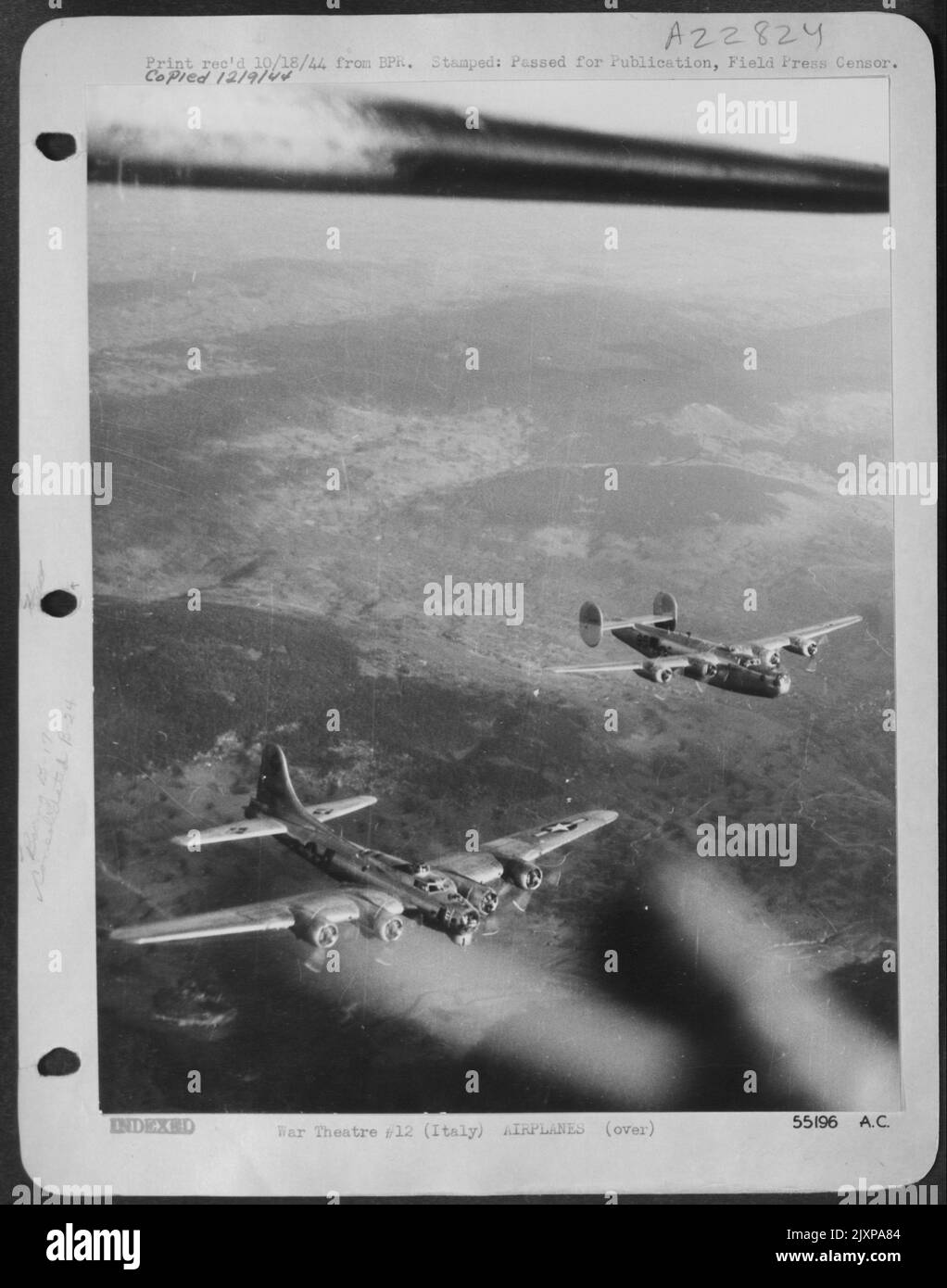 ITALY-A Consolidated B-24 Liberator and a Boeing B-17 Flying Fortress ...