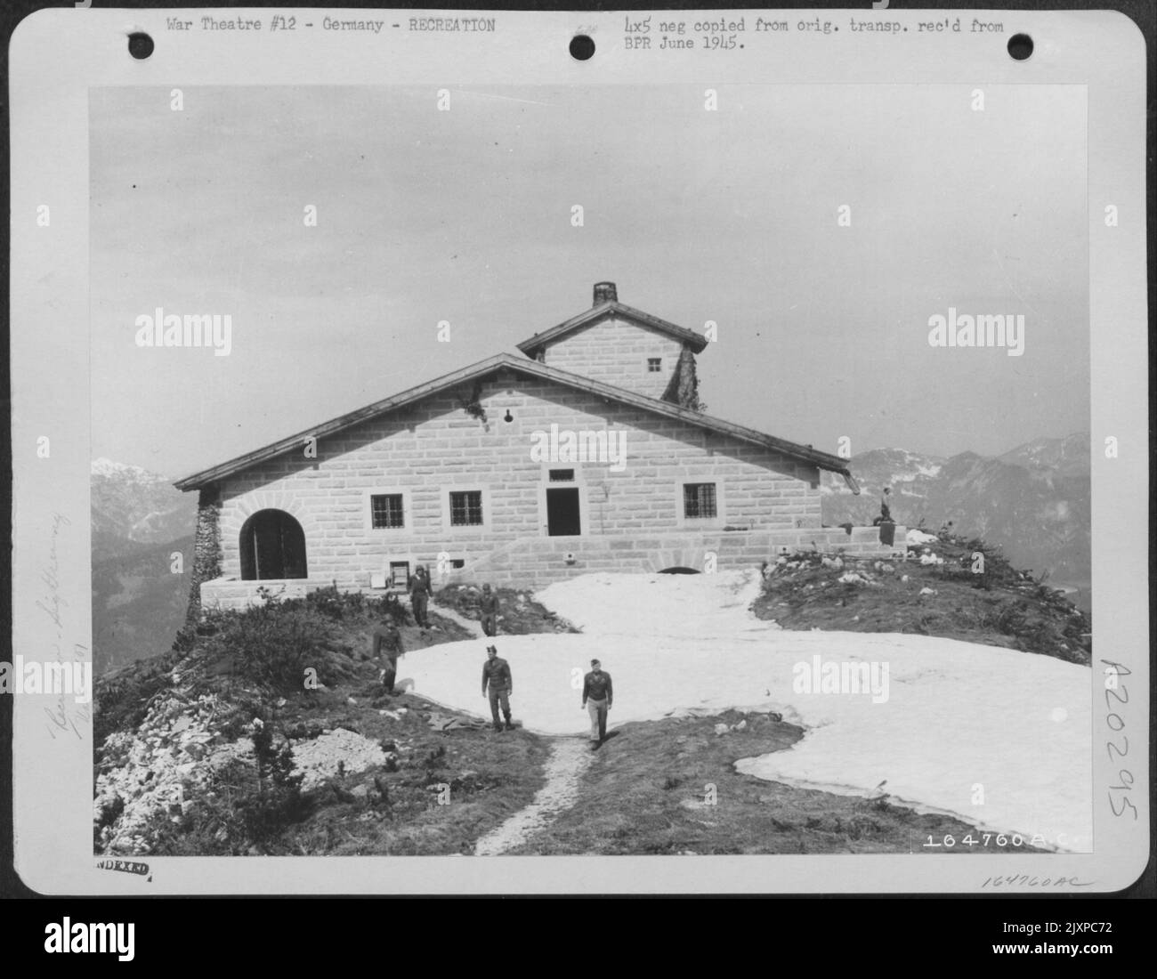 327th infantry regiment Black and White Stock Photos & Images - Alamy