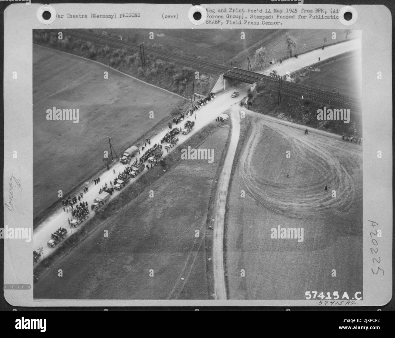 American army convoy Black and White Stock Photos & Images - Alamy