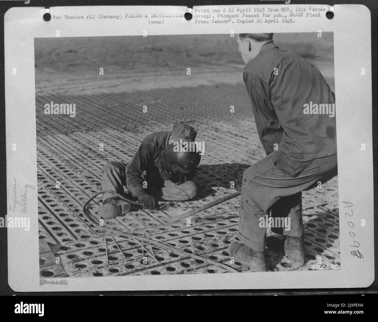 Steel planking hi-res stock photography and images - Alamy