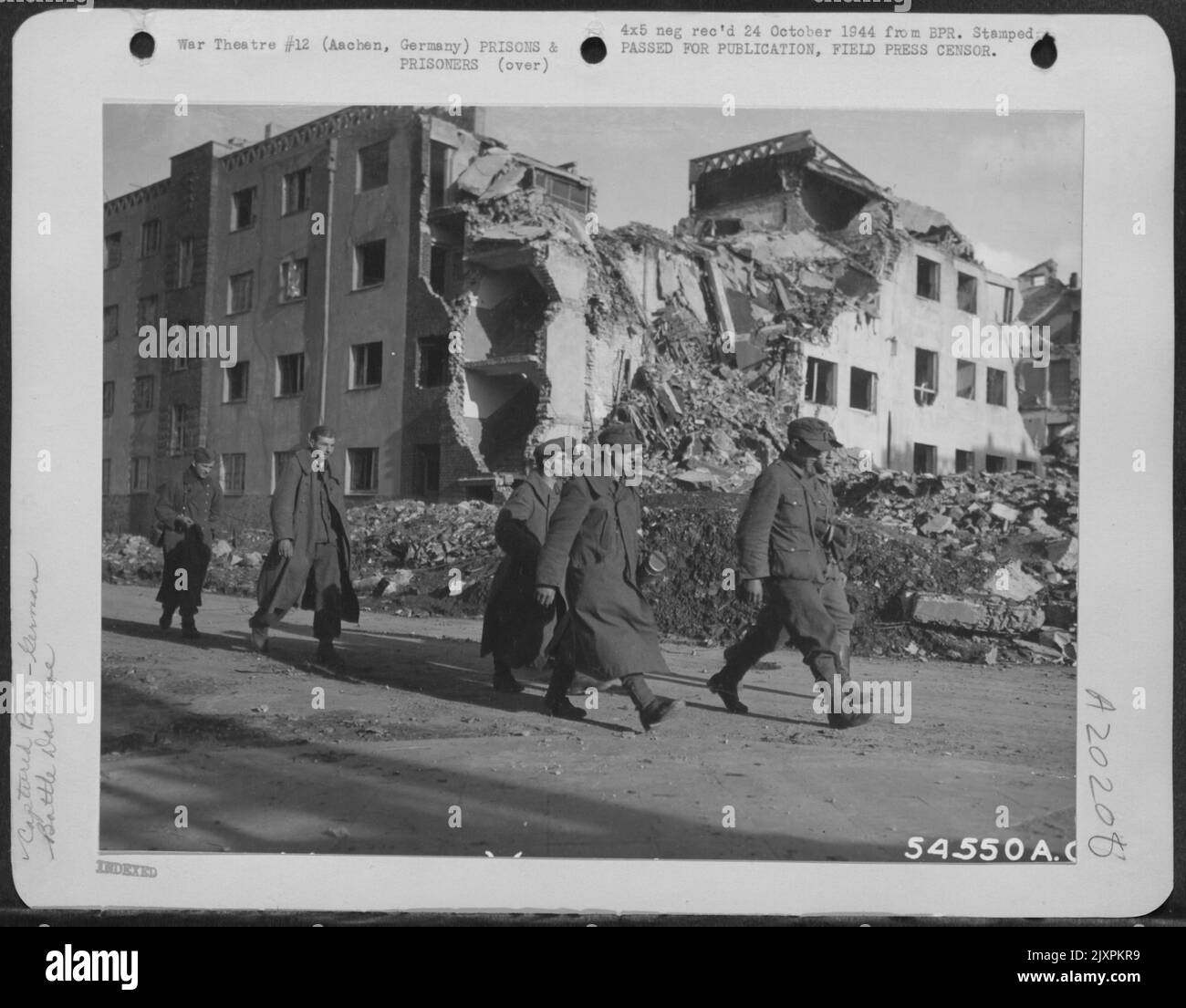 Captured german artillery hi-res stock photography and images - Alamy