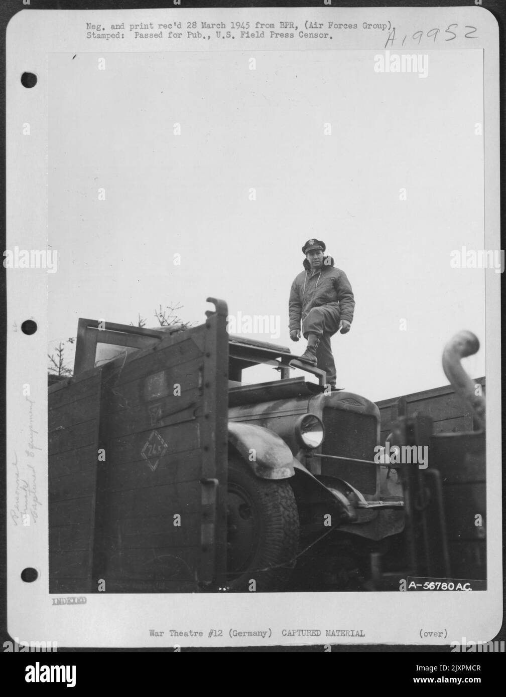 Maj. Gen. E.R. (Pete) Quesada, IX Tactical Air Command Chief, gets ...