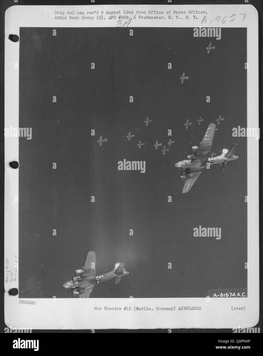 Forts Ride Again! This Formation Of Boeing B-17 Flying Fortresses Of ...