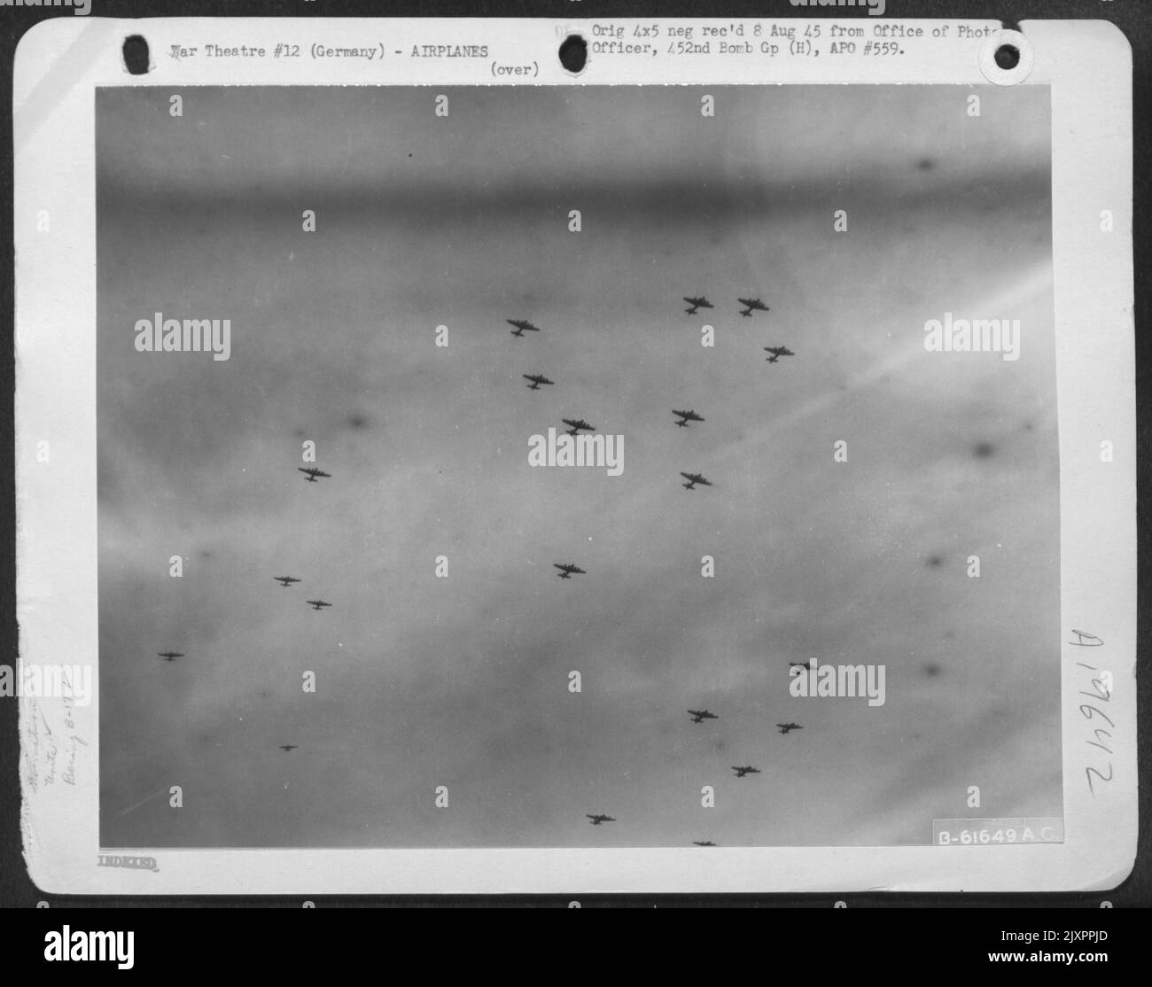 What The Nazis See! A Large Formation Of Boeing B-17 Flying Fortresses ...