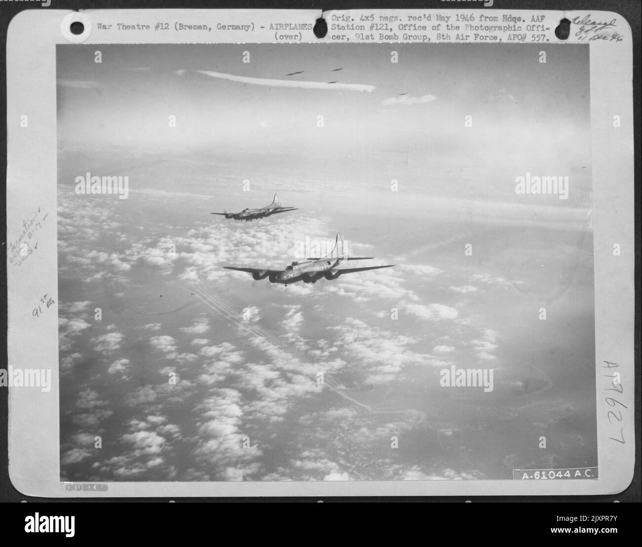 Boeing B-17 Flying Fortresses Of The 91St Bomb Group, 8Th Af, Enroute ...