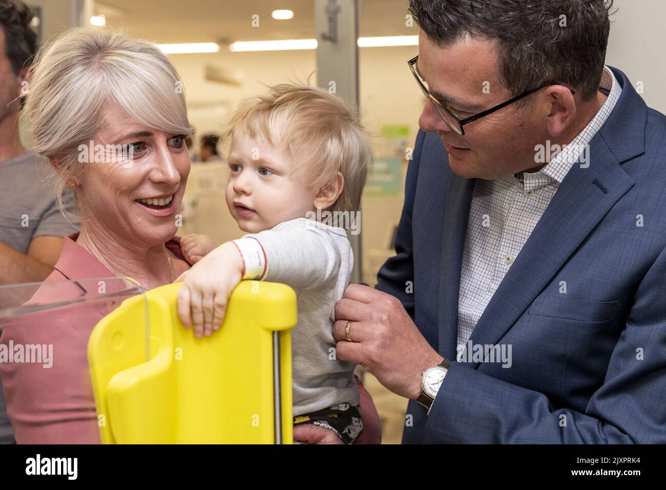 Premier Daniel Andrews and wife Catherine Andrews meet Cody Davis at ...