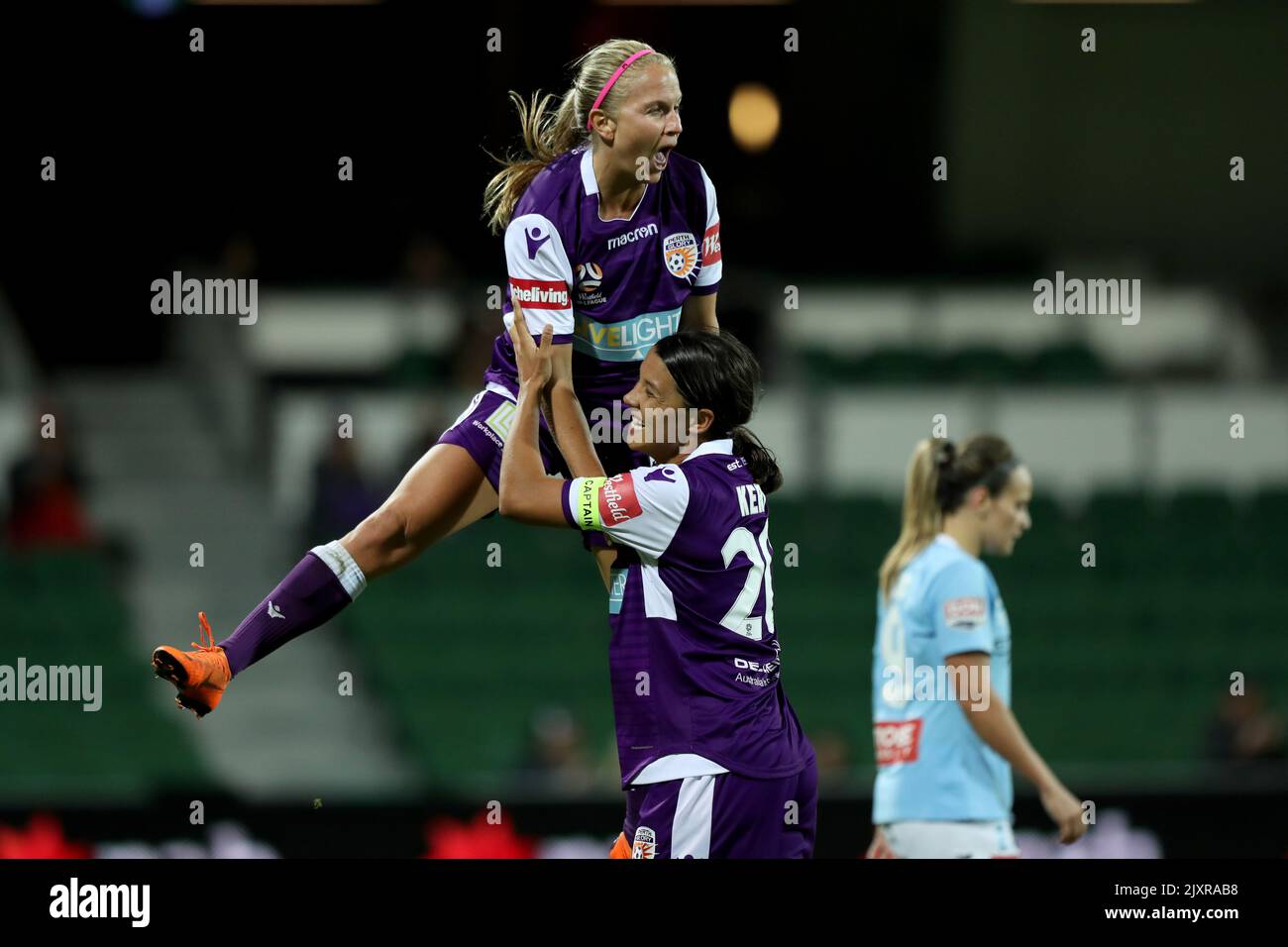 Alyssa Mautz (left) of the Glory celebrates with Samantha Kerr after ...