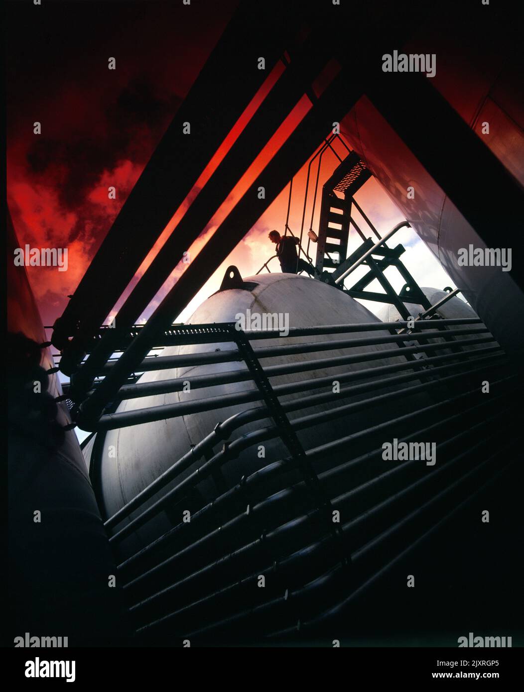 Aboveground storage tank hi-res stock photography and images - Alamy