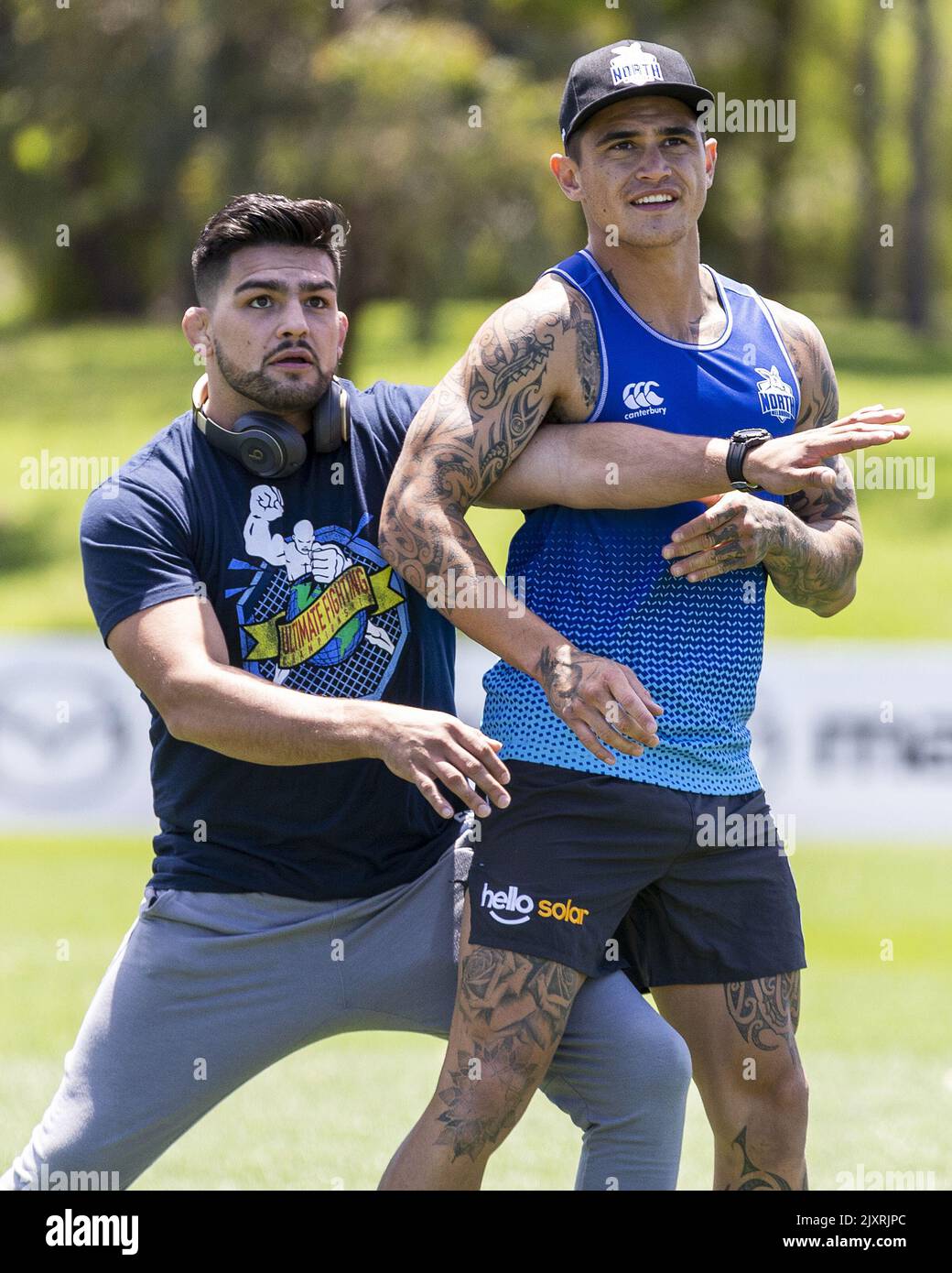 Kangaroos player Marley Williams (right) and UFC Fighter Kelvin ...
