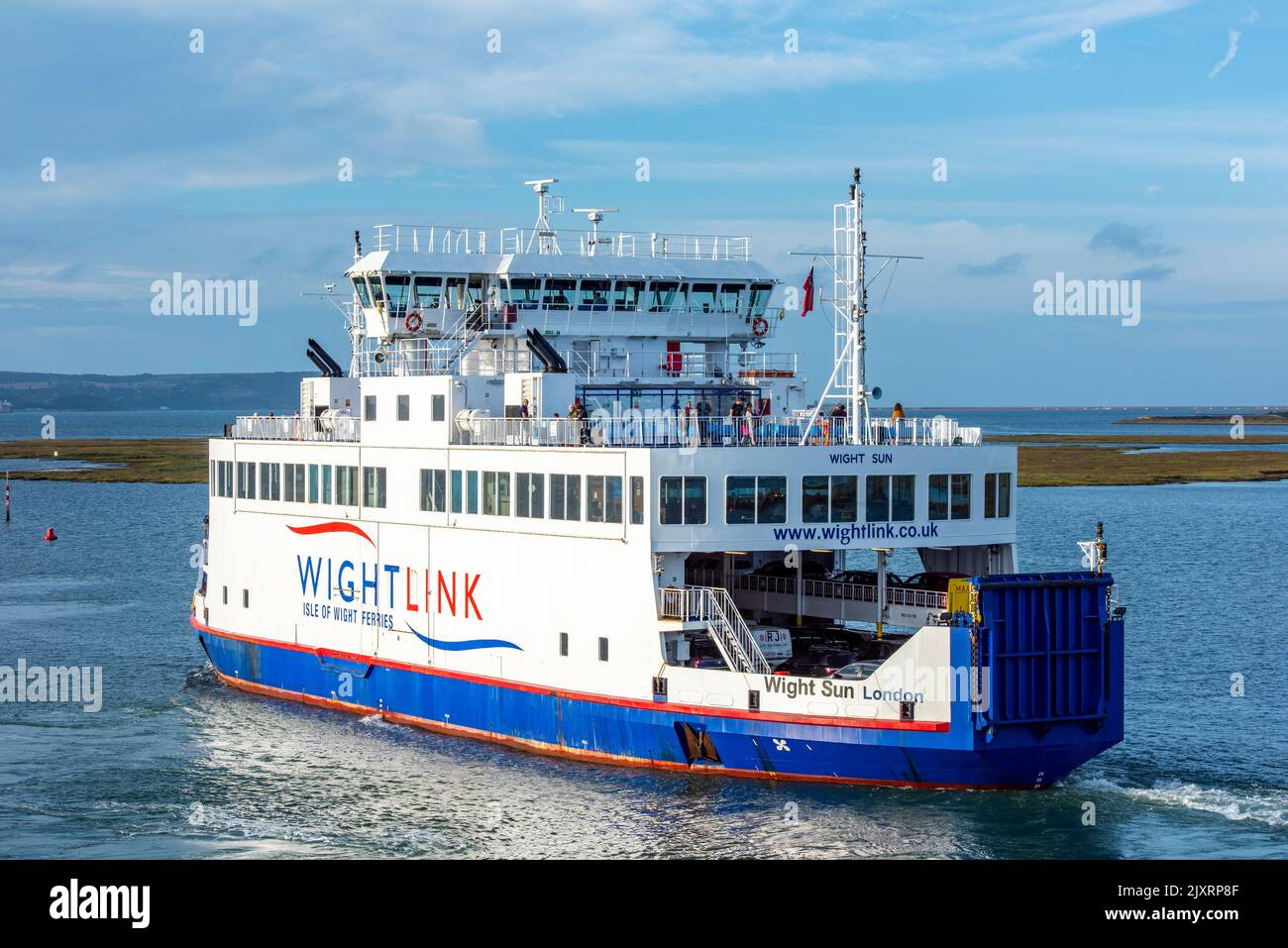 isle of wight wightlink vehicle ferry wight sun in the river leaving ...