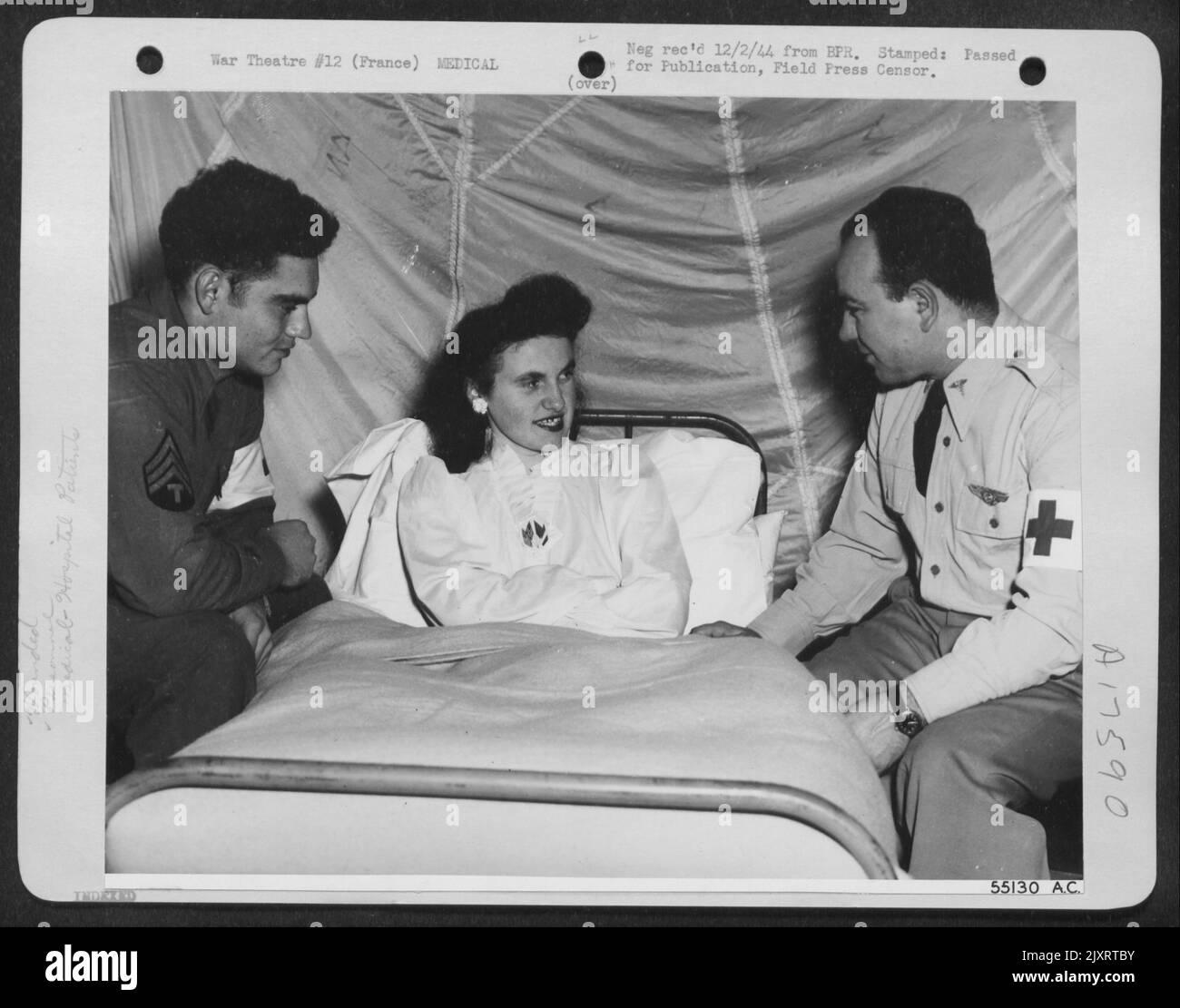 FRANCE-Resting in a parachute silk-lined tent, Yvette Hamel, brave 17 ...