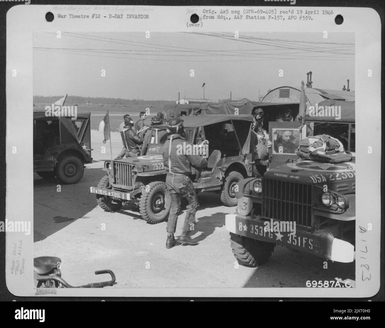 D day fighter planes Black and White Stock Photos & Images - Alamy