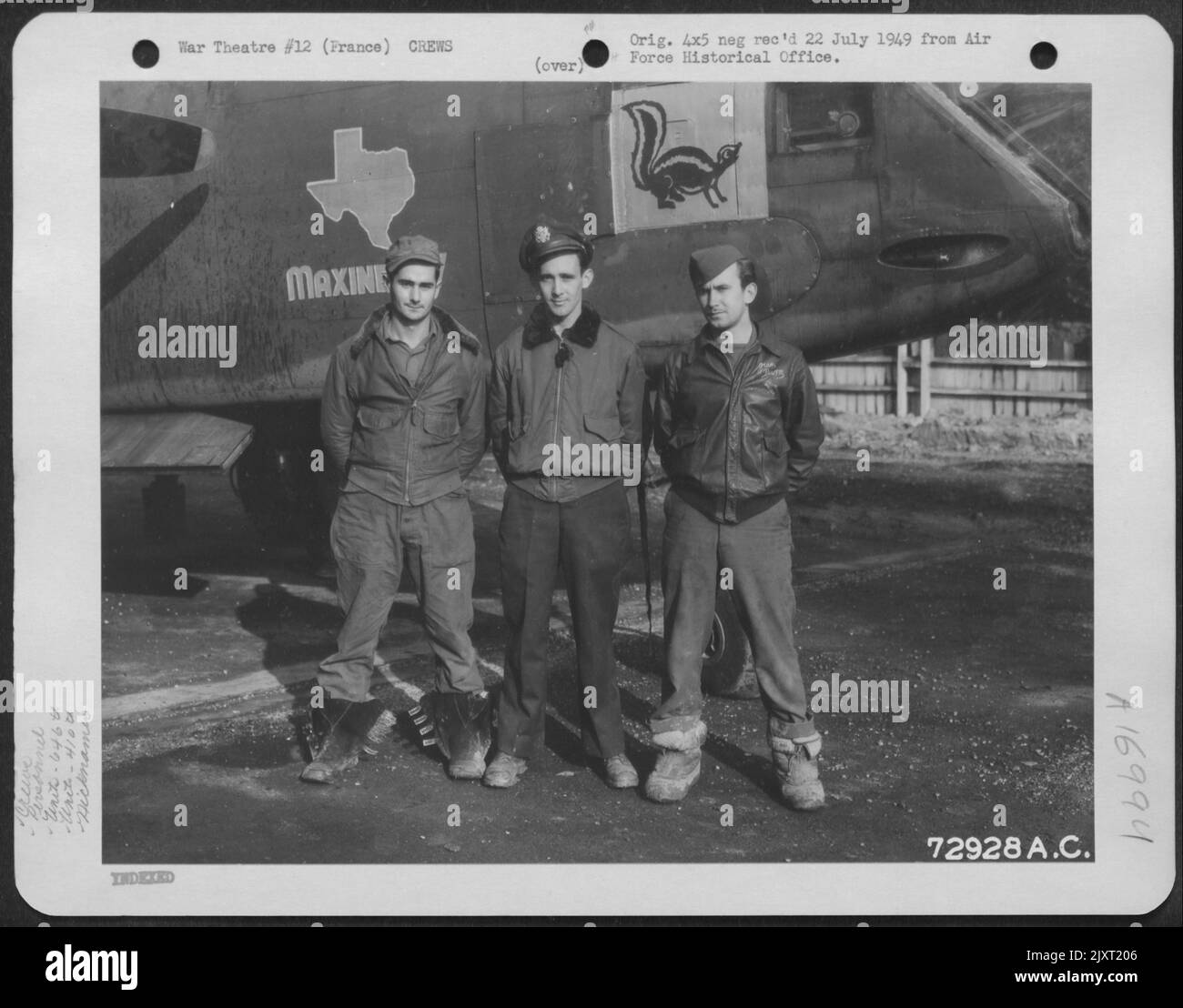 Lt. Day And Crew Of The 646Th Bomb Squadron, 410Th Bomb Group Pose ...