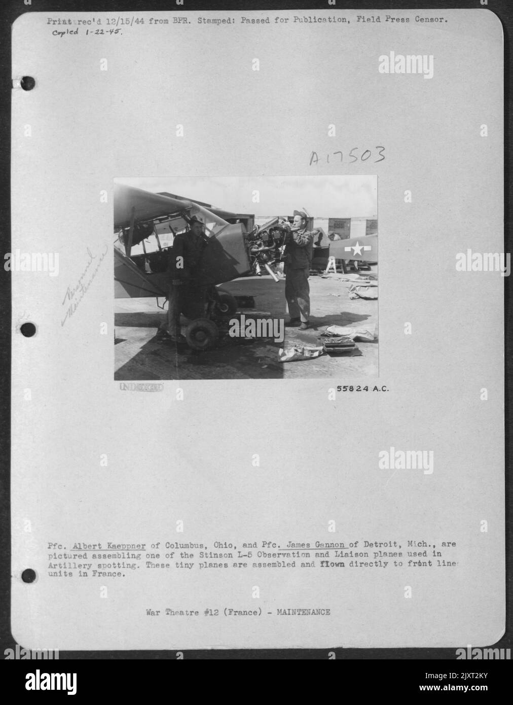 Pfc. Albert Kaeppner of Columbus, Ohio, and Pfc. James Gannon of ...