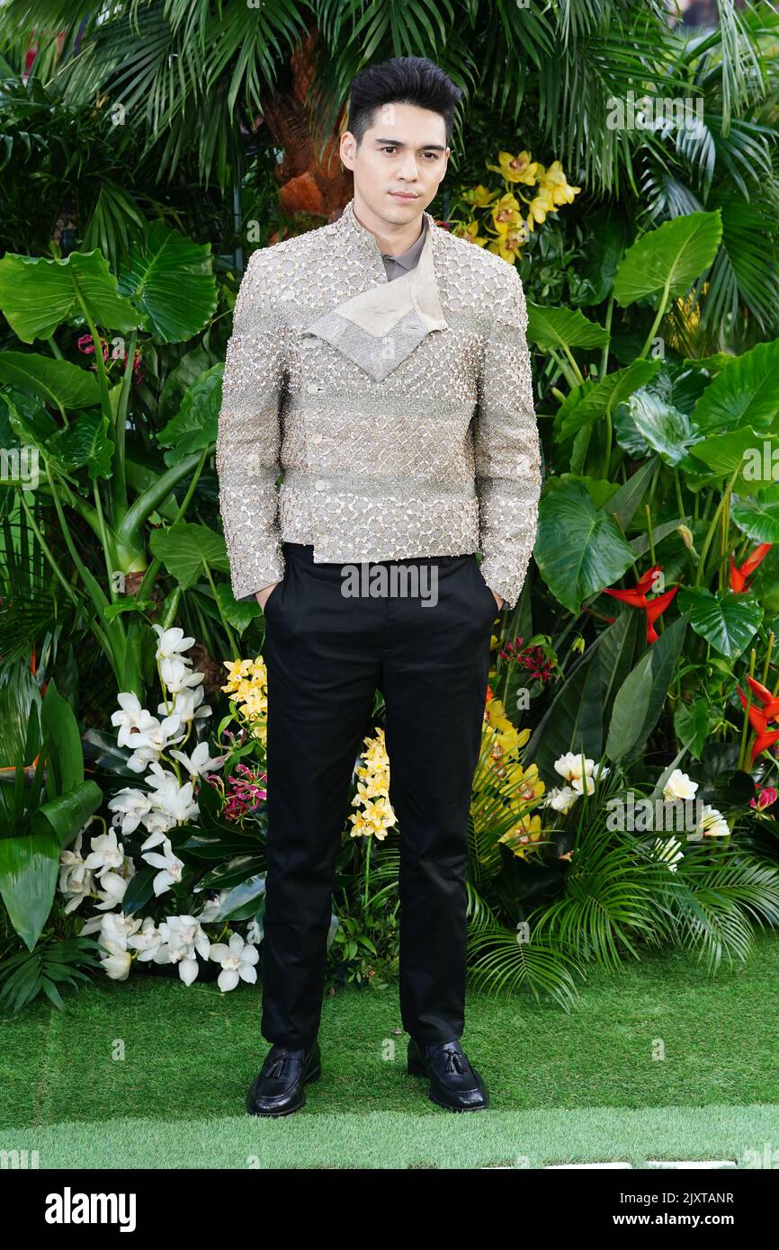 Maxime Bouttier attends the world premiere of Ticket to Paradise at ...