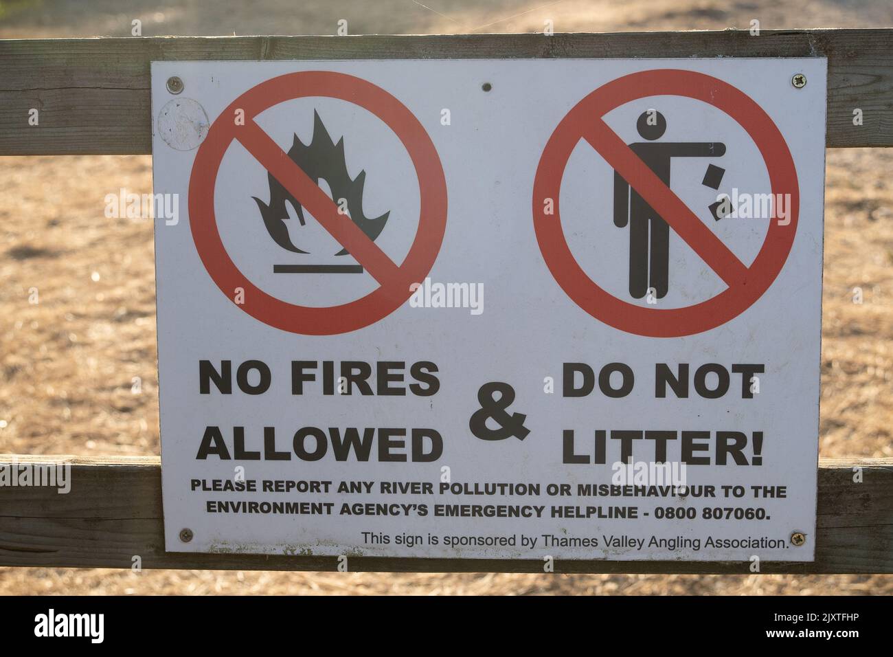 Dorney, Buckinghamshire, UK. 14th August, 2022. A no fires allowed sign ...