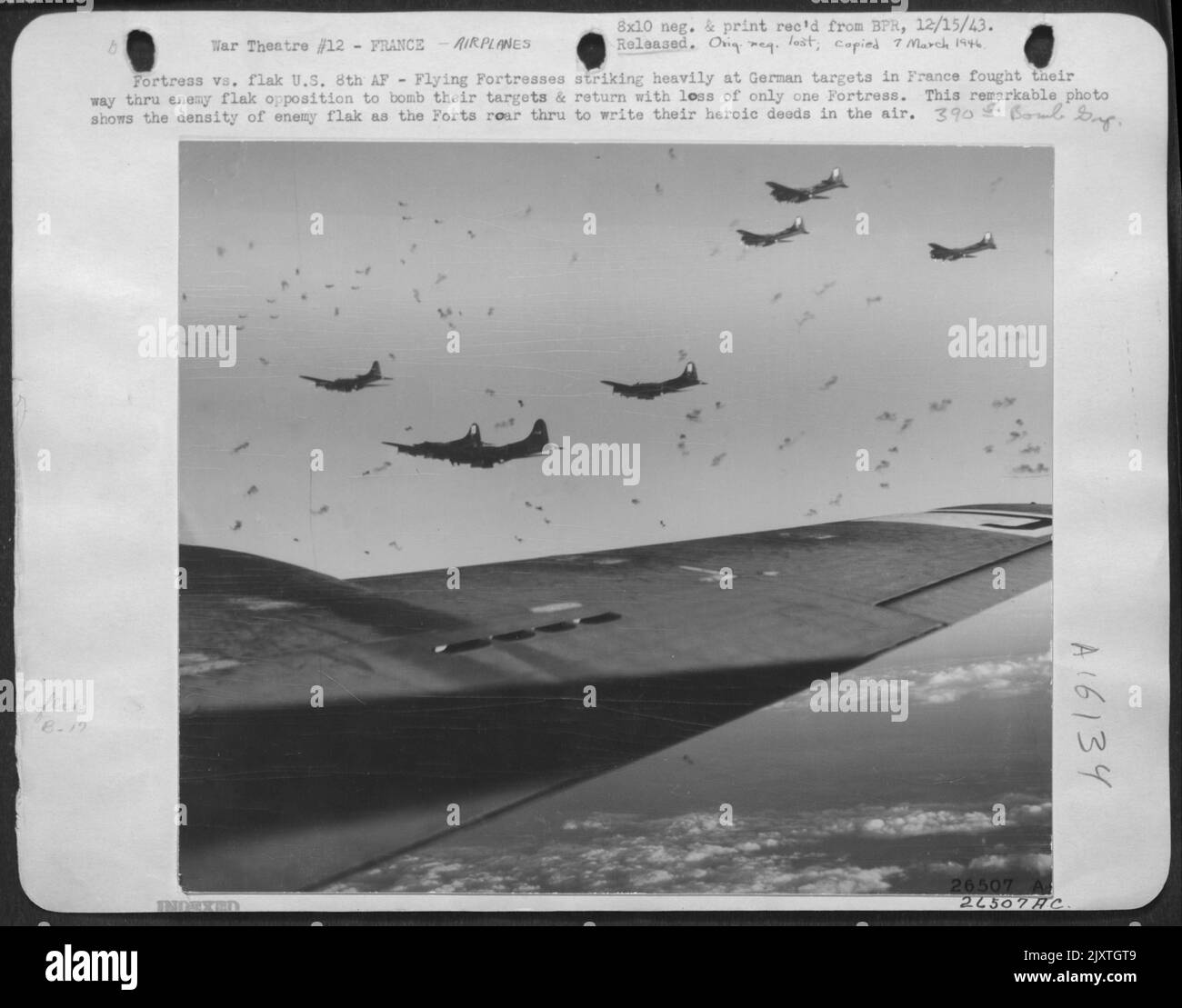 ofrtress vs. flak U.S. 8th AF-Flying ofrtresses striking heavily at ...