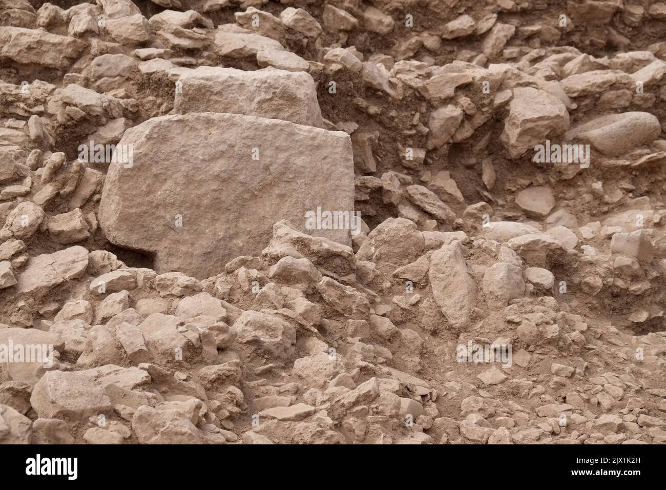 Sayburc, newly discovered pre-pottery neolithic site in southeastern ...