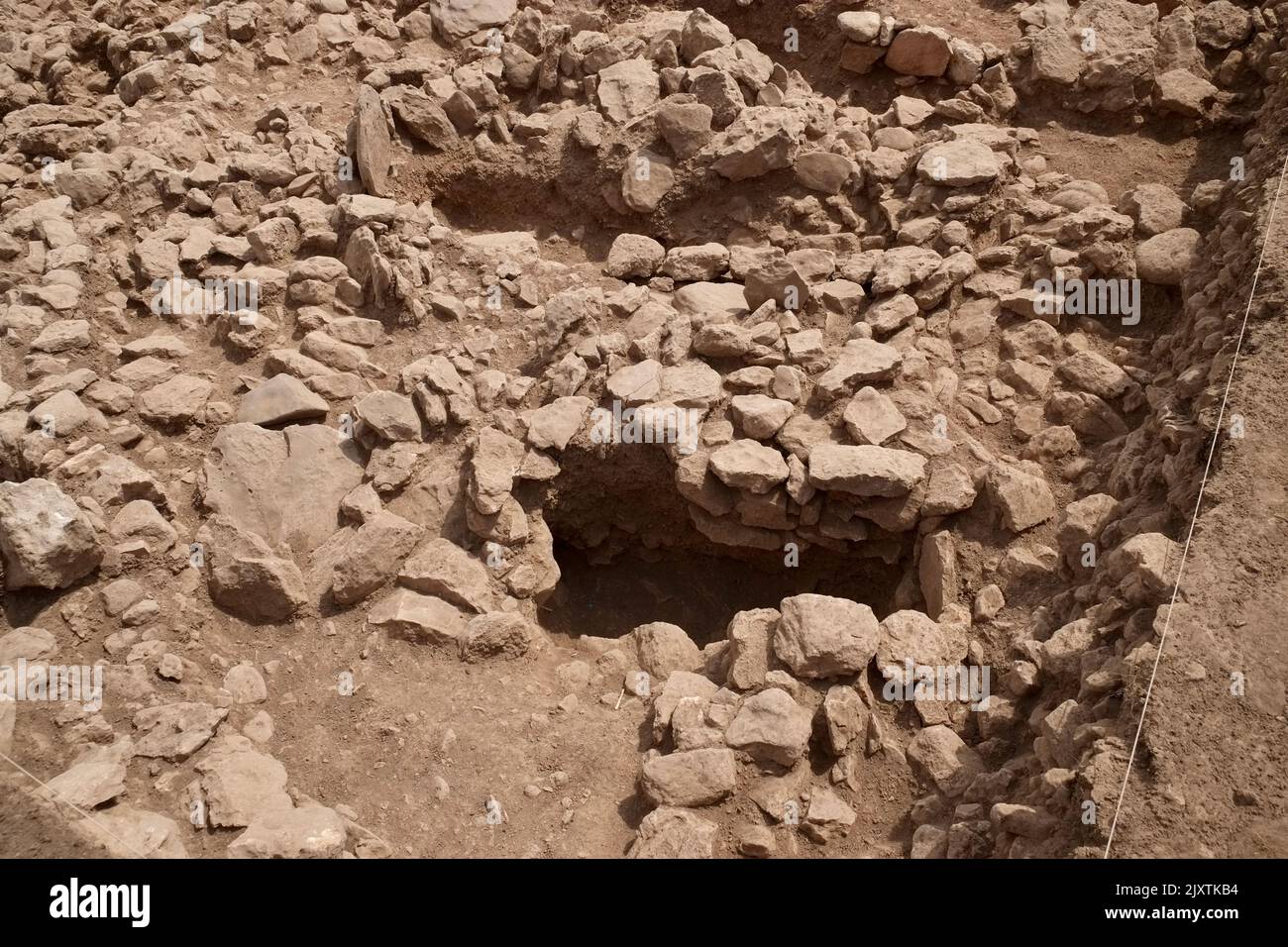 Sayburc, newly discovered pre-pottery neolithic site in southeastern ...