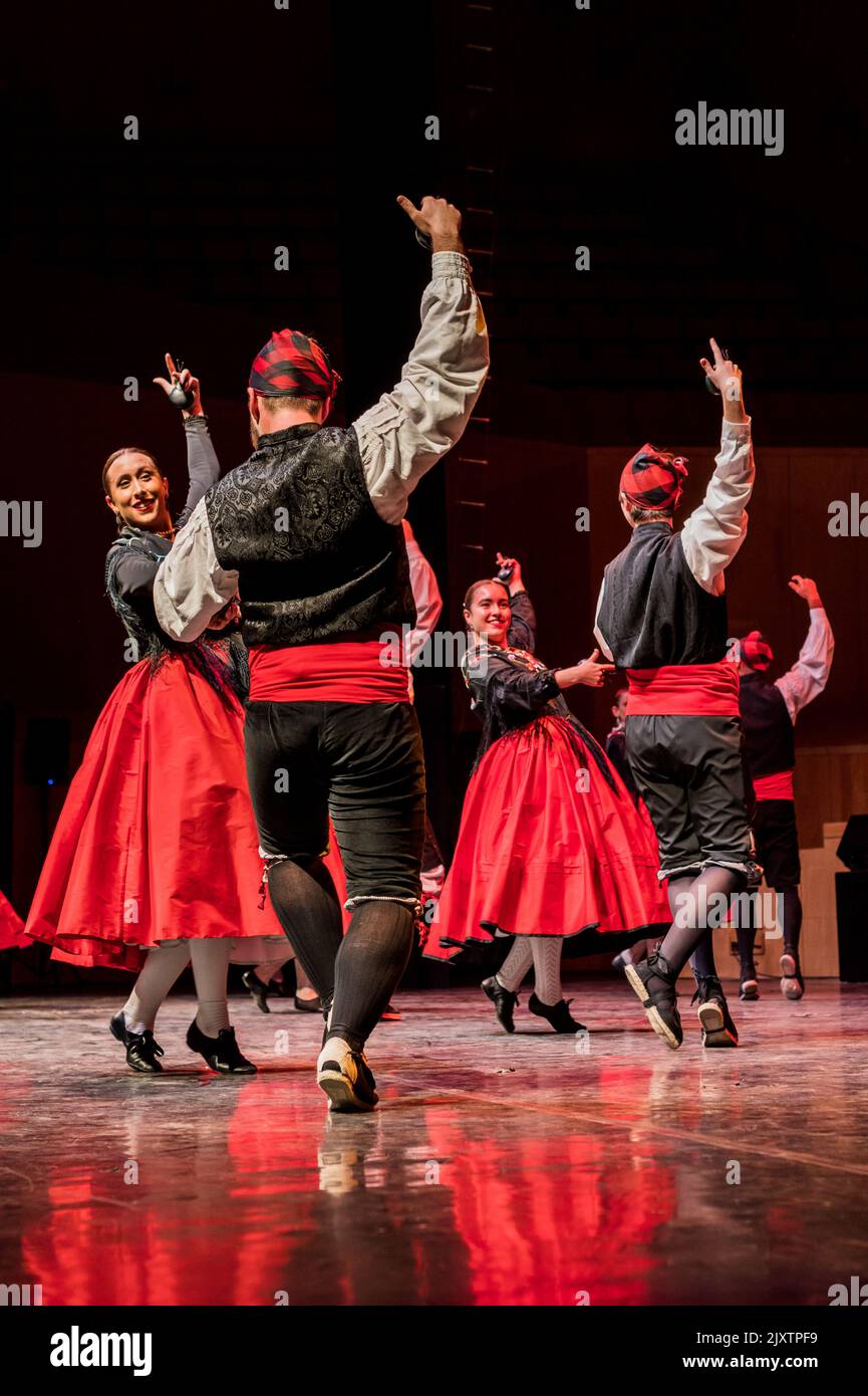 Jota dance aragon hi-res stock photography and images - Alamy