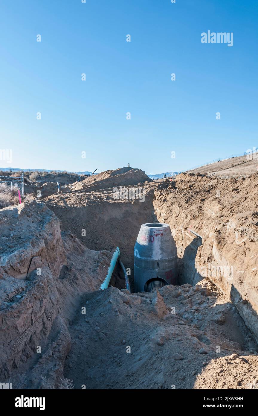 Dug pit for pipe hi-res stock photography and images - Alamy